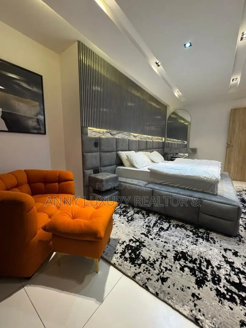 Gabby , Luxury 2 Bedroom With Ps5, Pool , Etc in Ikate - Short Let ...