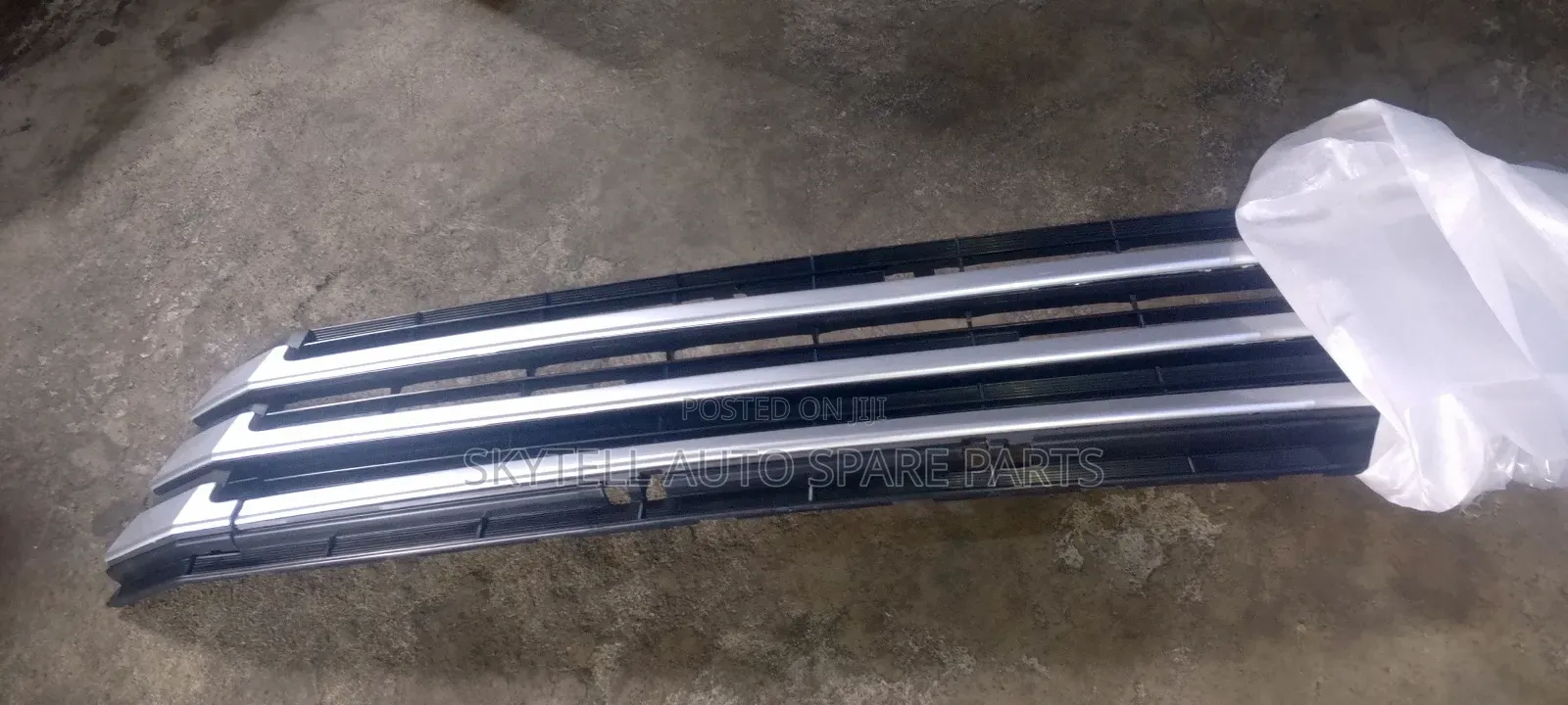 Down Grill For Toyota Highlander 2018 in Mushin - Vehicle Parts ...