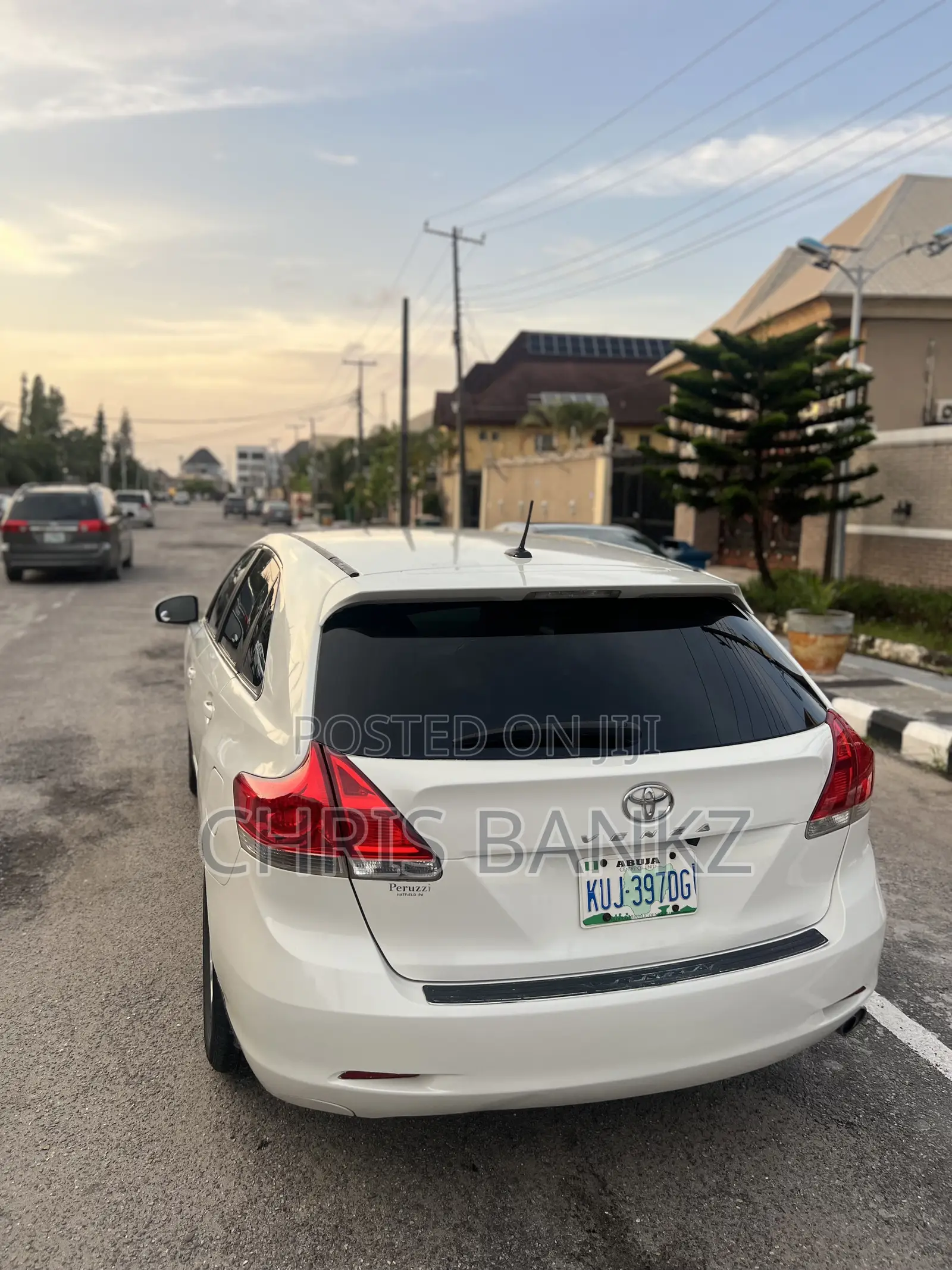 Toyota Venza AWD 2010 White in Amuwo-Odofin - Cars, Chris Bankz | Jiji.ng