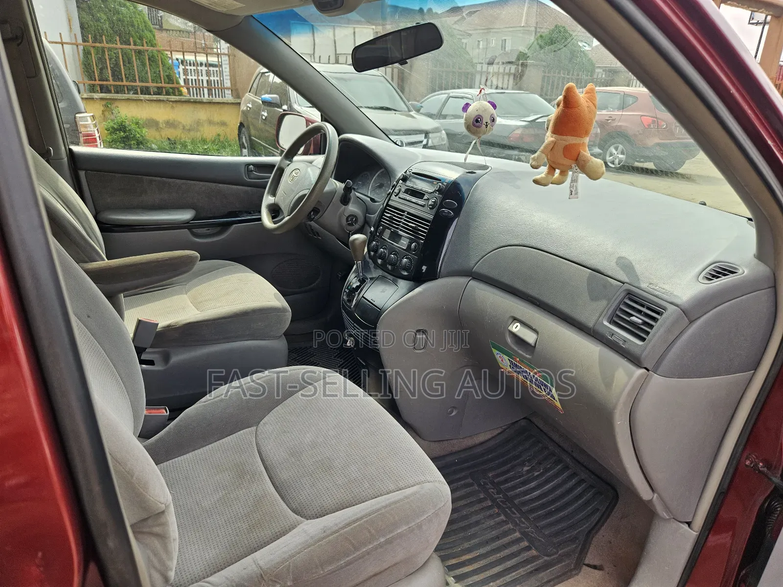 Toyota Sienna LE FWD (3.3L V6 5A) 2004 Burgundy in Abule Egba - Cars ...