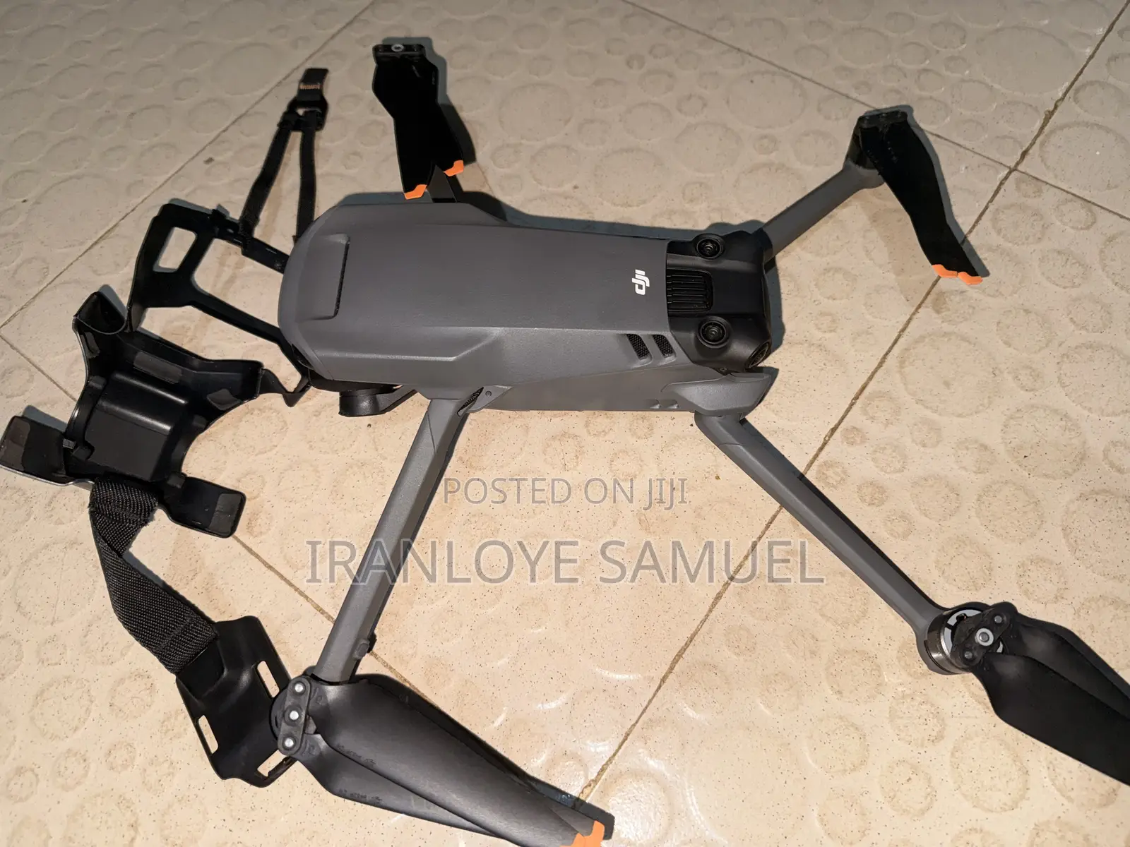 Dji Mavic 3 Classic Drone With Dji Rc Remote Controller 3 Batteries in ...