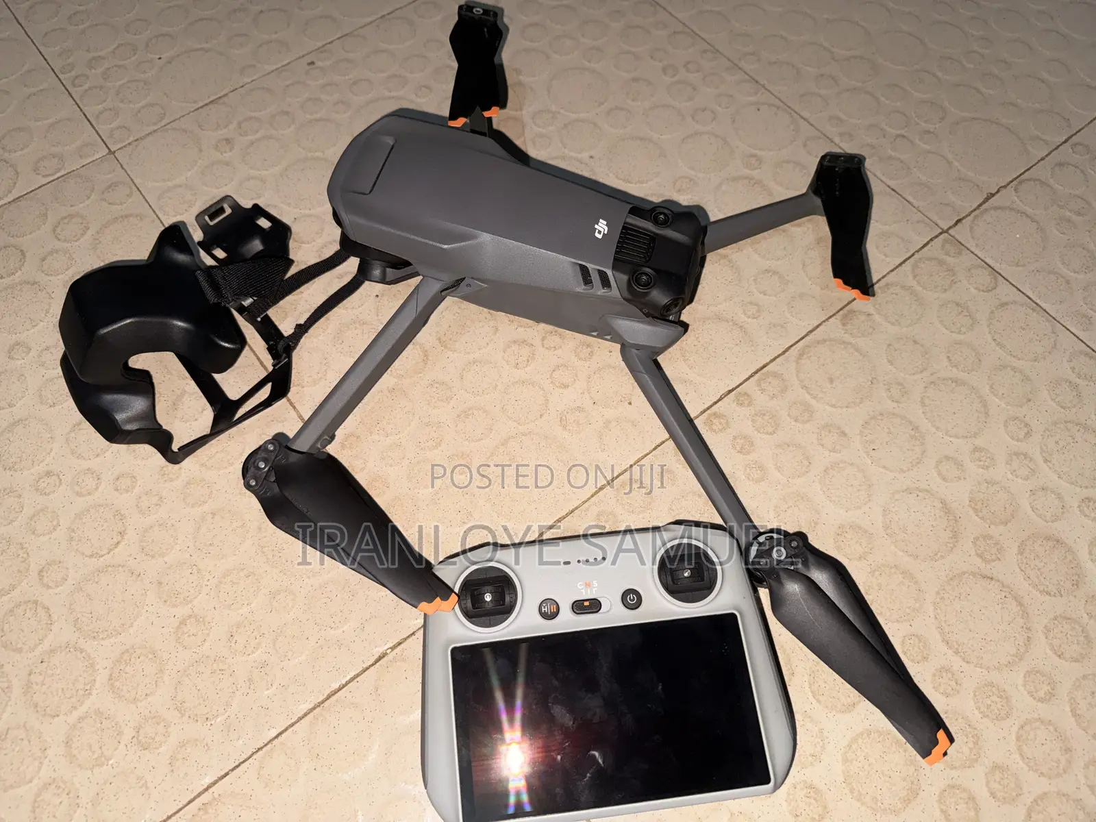 Dji Mavic 3 Classic Drone With Dji Rc Remote Controller 3 Batteries in ...