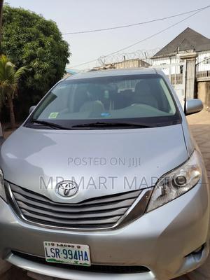 Toyota Sienna XLE 8 Passenger 2011 Blue in Ogudu - Cars, Mr Mart Mart ...