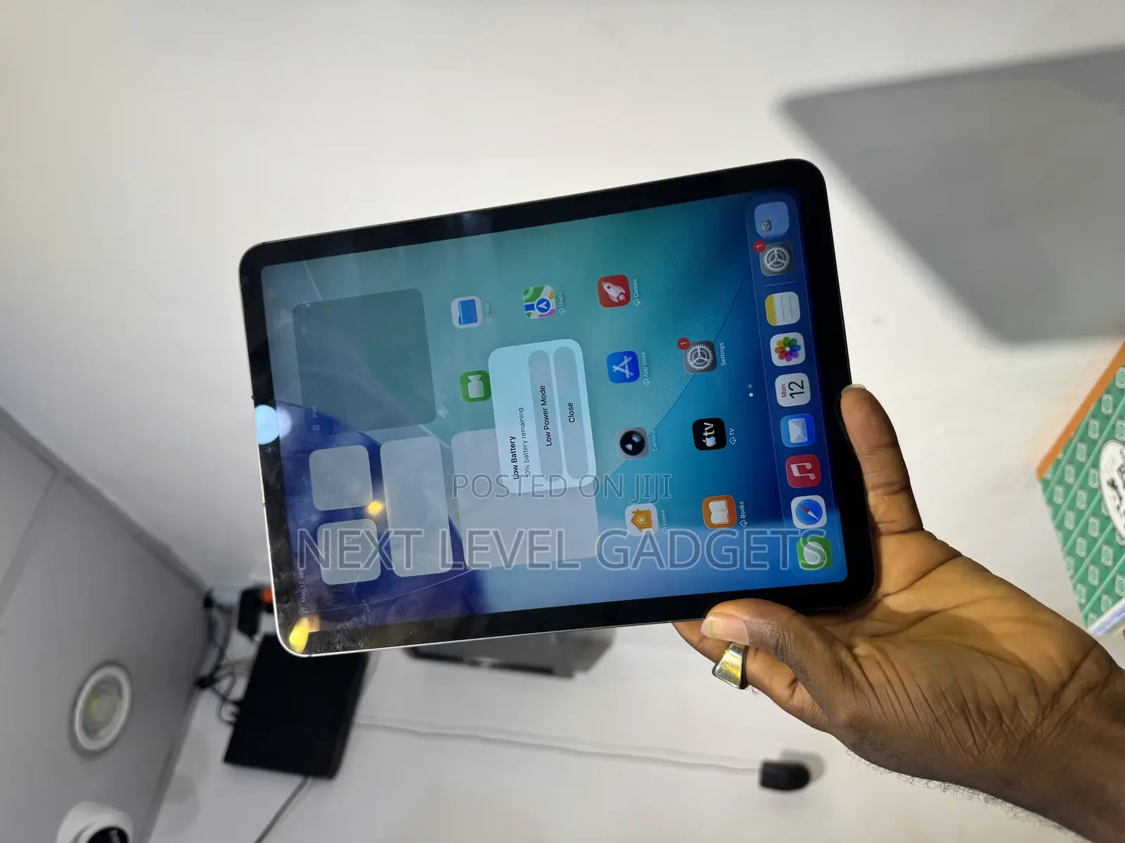 Apple iPad Air (2020) 256 GB Gray in Ikeja - Tablets, Next Level ...