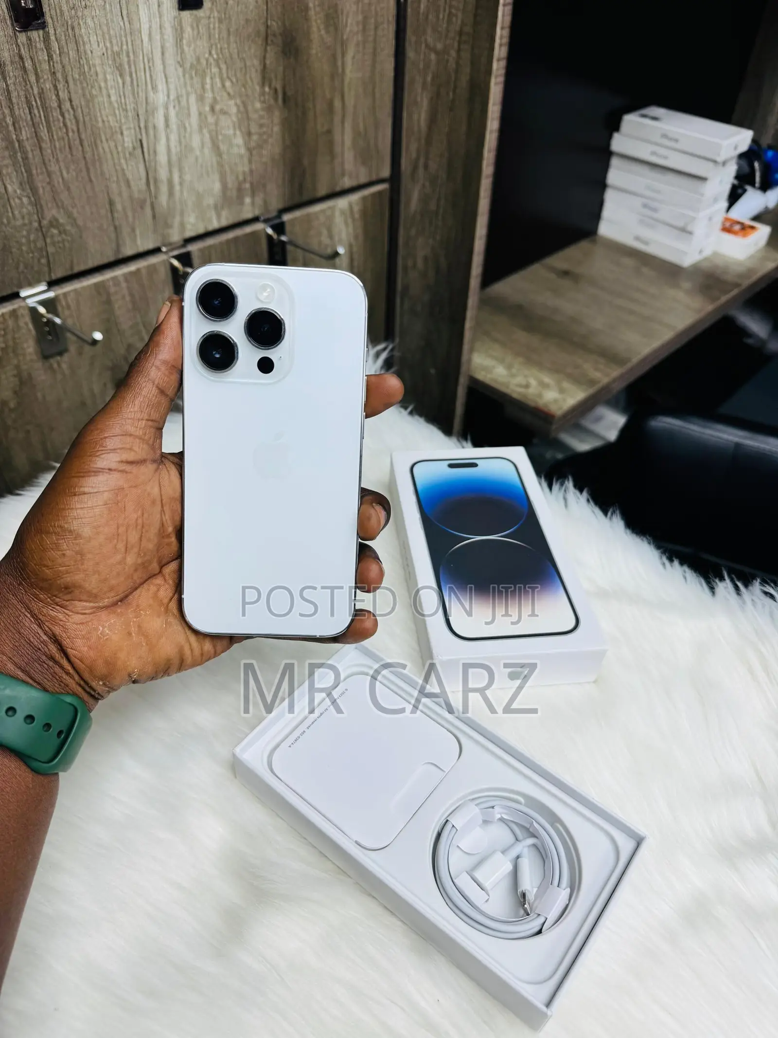 Apple iPhone 14 Pro 256 GB White in Kaduna / Kaduna State - Mobile ...