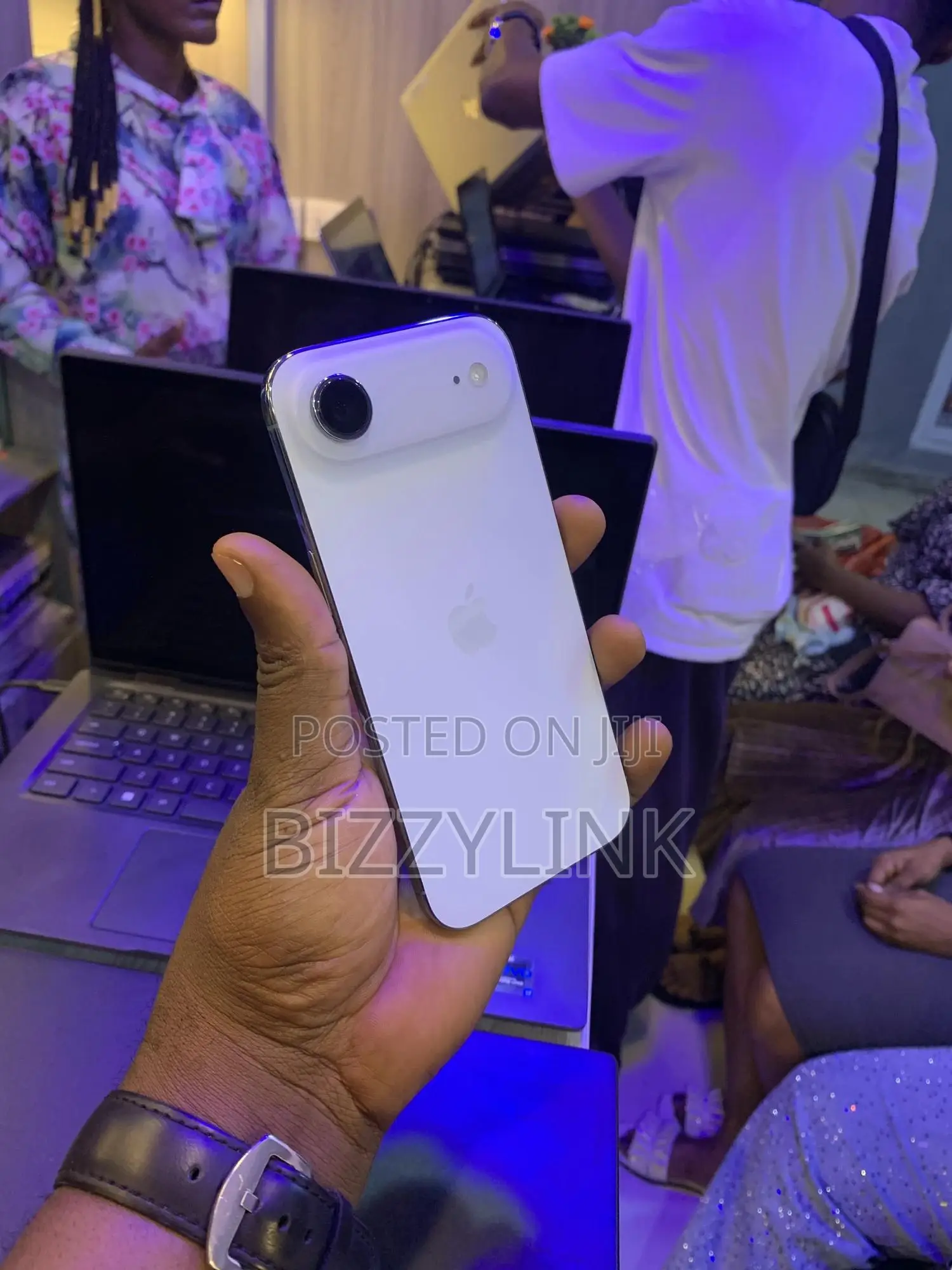 Apple iPhone Air 256 GB White in Ikeja - Mobile Phones, Adebisi Isaac ...