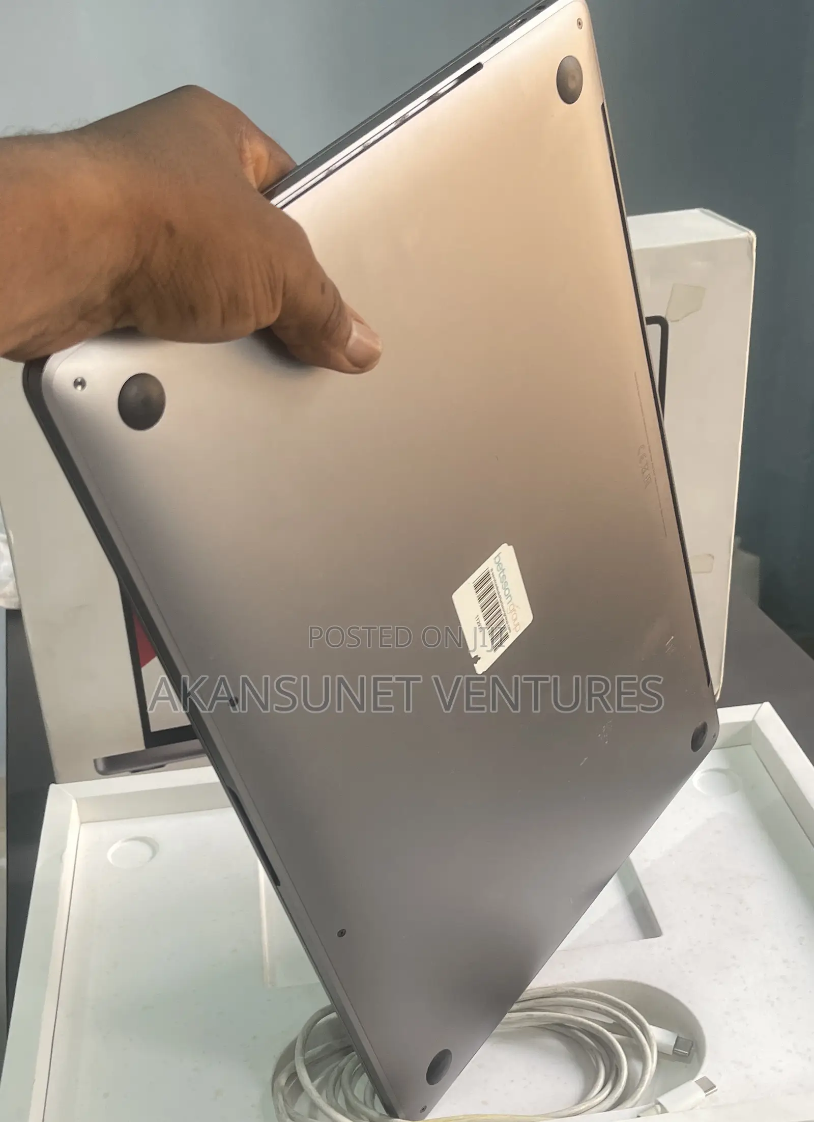 Laptop Apple MacBook Pro 2019 16GB Intel Core I9 SSD 1T in Ikeja ...