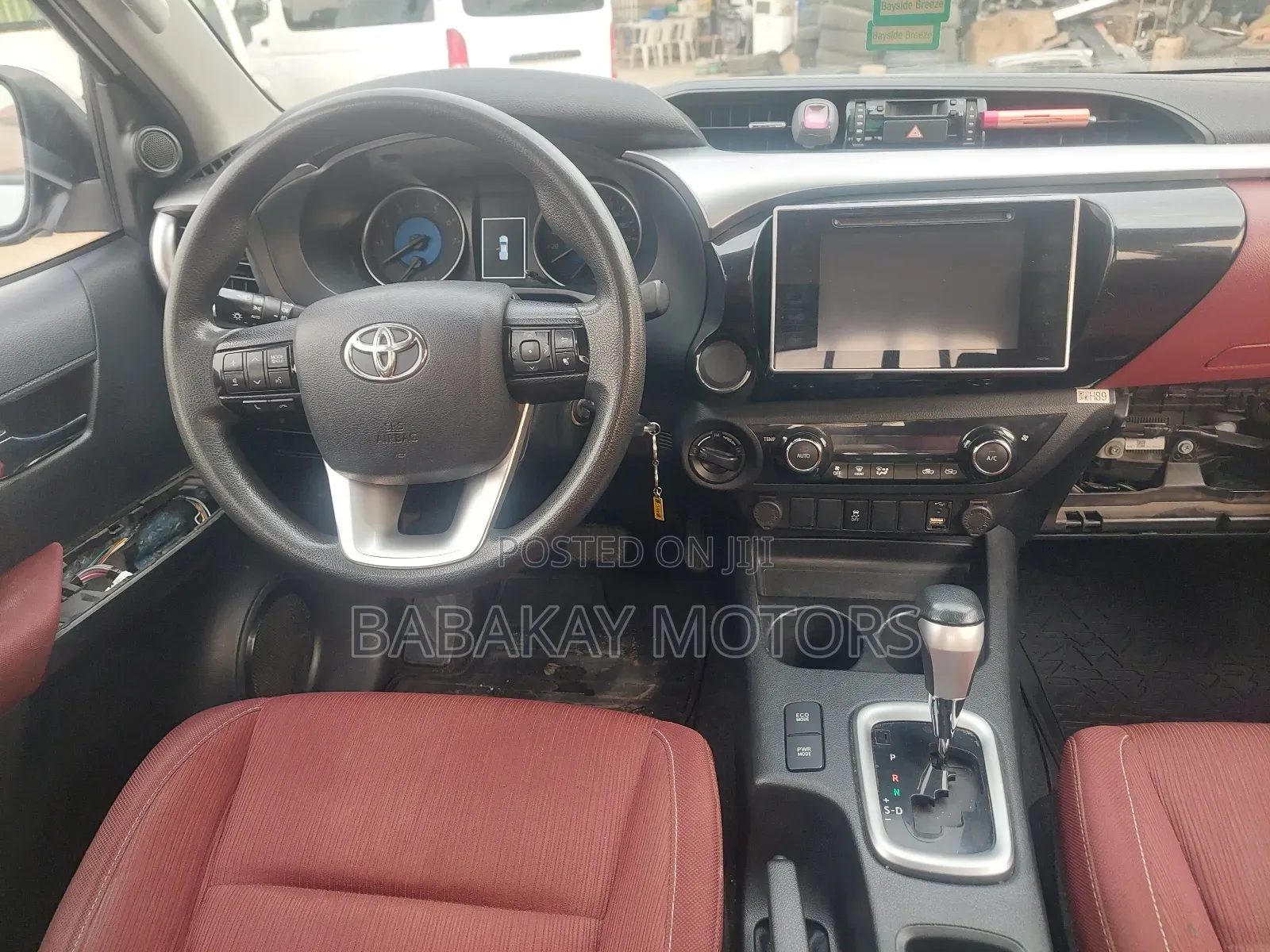 Toyota Hilux Revo Smart Cab Petrol 2.7 RWD 2020 White in Ogudu - Cars ...
