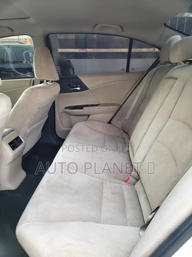 Honda Accord 2016 White in Gwarinpa - Cars, Emmanuel David | Jiji.ng