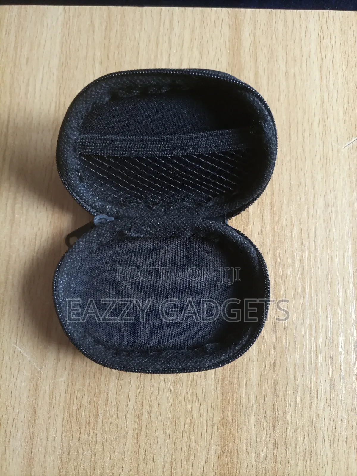 In Ear Case in Alimosho - Headphones, Israel Oladimeji | Jiji.ng