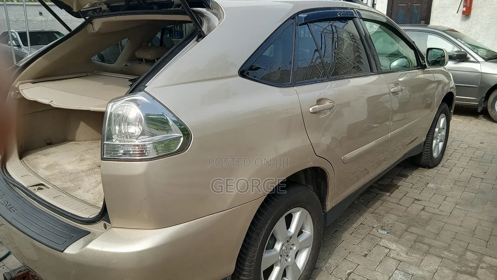 Lexus RX 330 AWD 2006 Gold in Ikeja - Cars, George Ekp | Jiji.ng