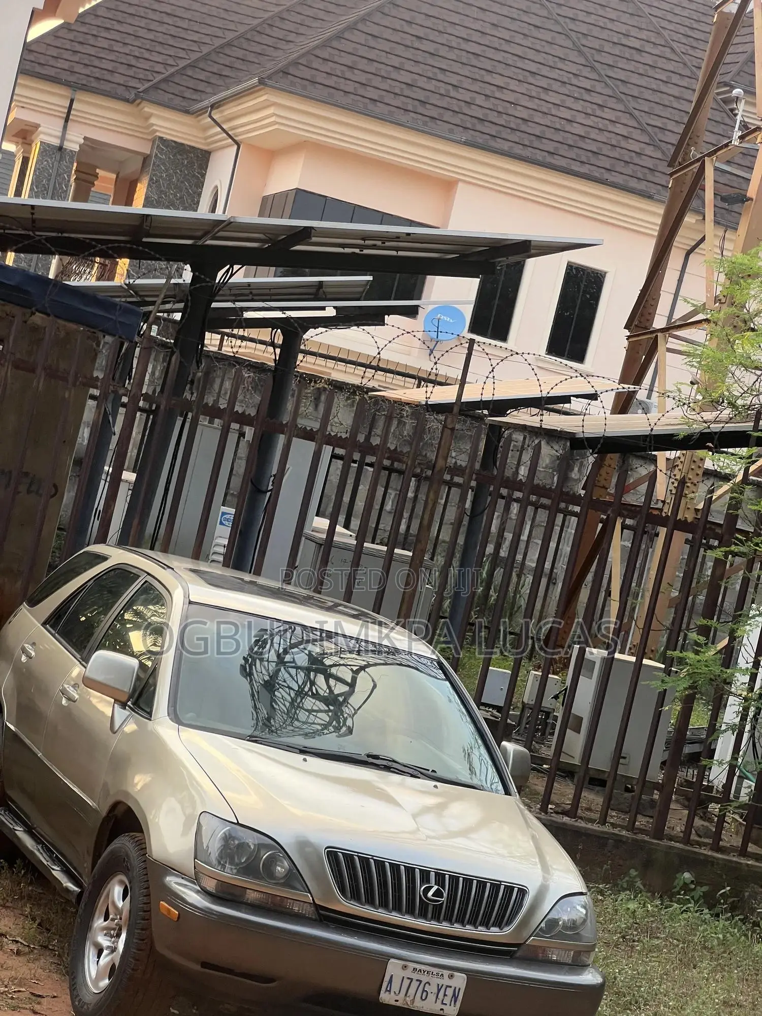 Lexus RX 2000 Gold in Onitsha - Cars, Ogbudimkpa Lucas | Jiji.ng