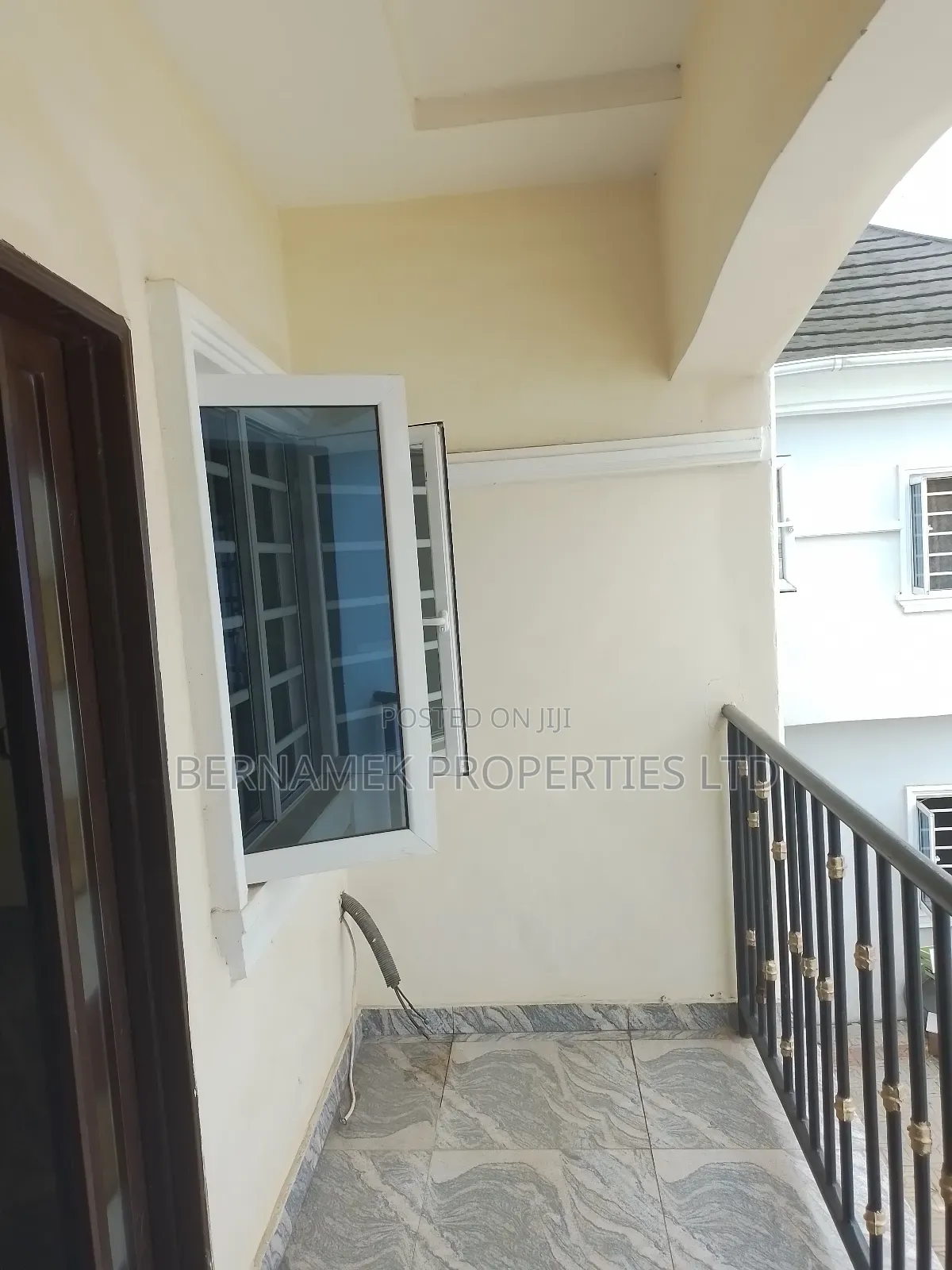 Furnished 2bdrm Block of Flats in High Castle, P And T, Baruwa for rent ...