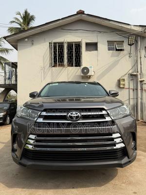 Toyota Highlander XLE V6 4x2 (3.5L 6cyl 6A) 2016 Gray in Ojodu - Cars ...