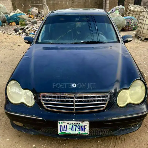2005 Mercedes C230 Blue
