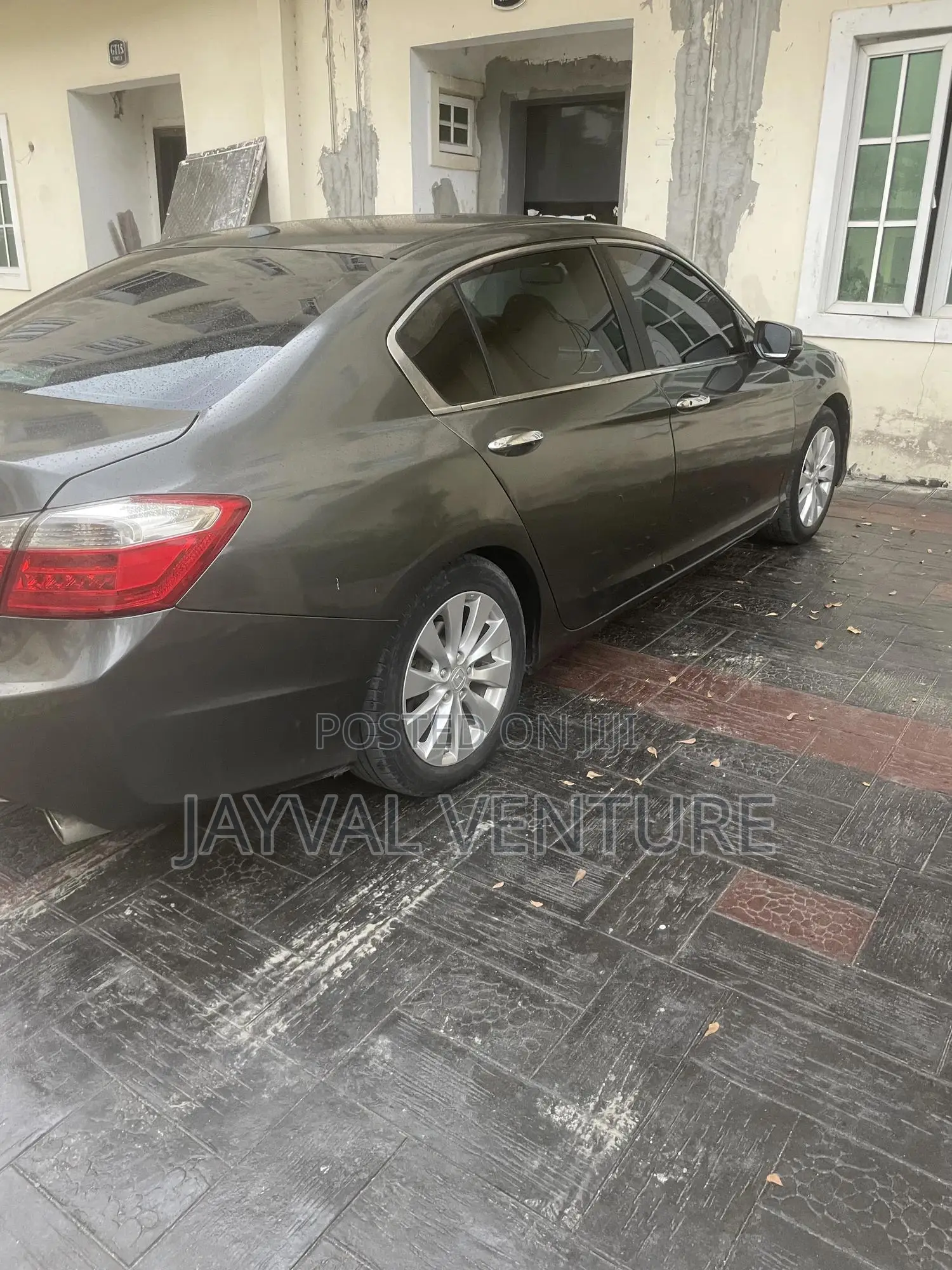 Honda Accord EX-L 4dr Sedan FWD (2.4L 4cyl 2A) 2013 Gray in Ajah - Cars ...
