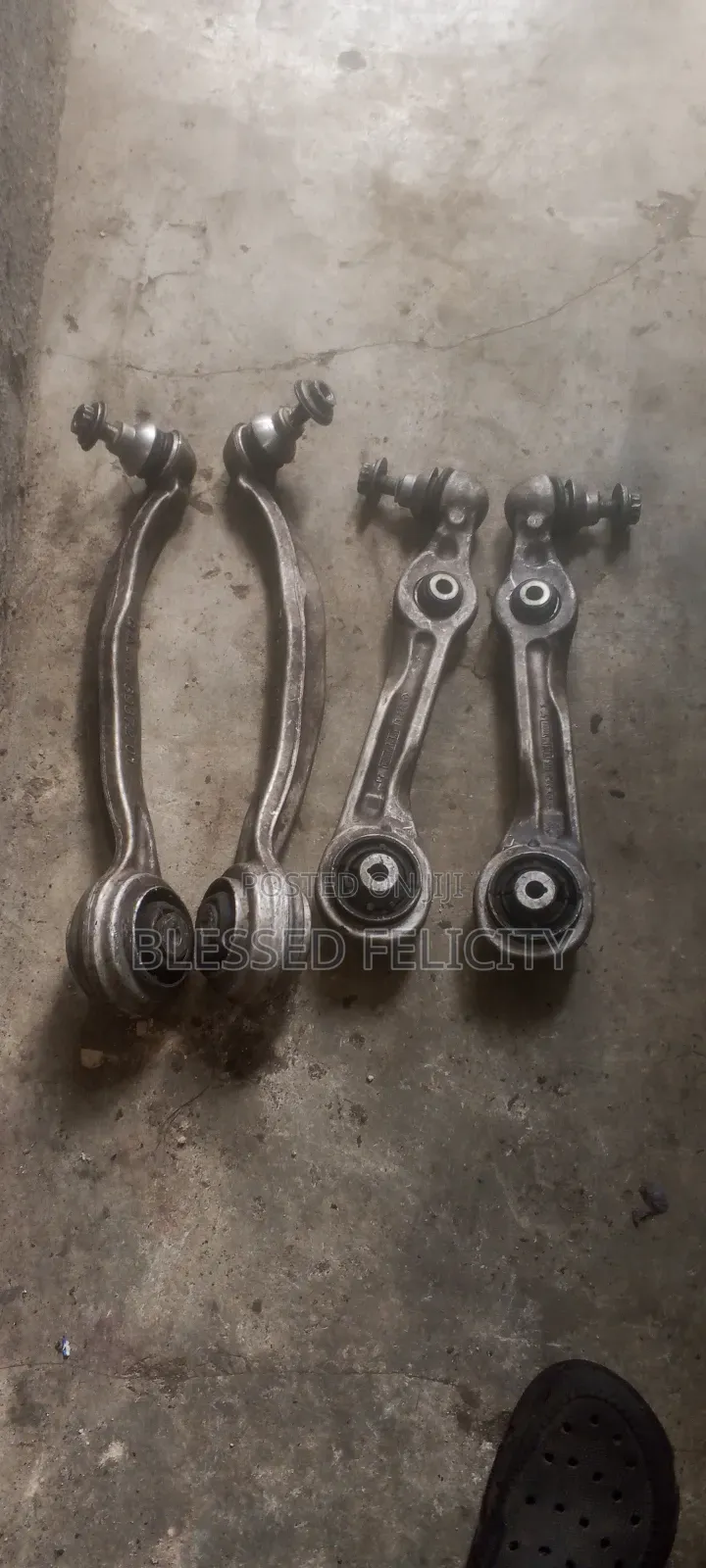 The Four Lower Arm Mercedes Benz S Class 222 in Mushin - Vehicle Parts ...