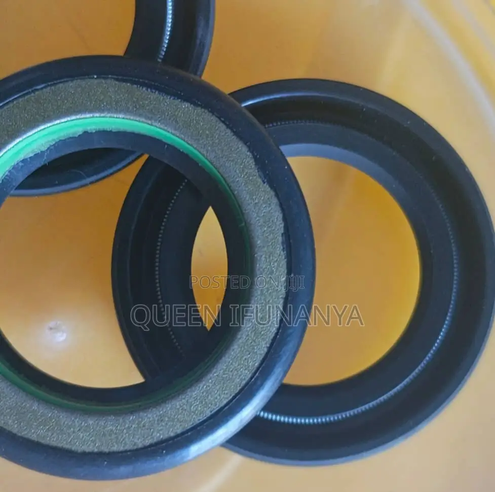Steering Oil Seal in Zuba - Vehicle Parts & Accessories, Queen Ifunanya Okenwa | Jiji.ng