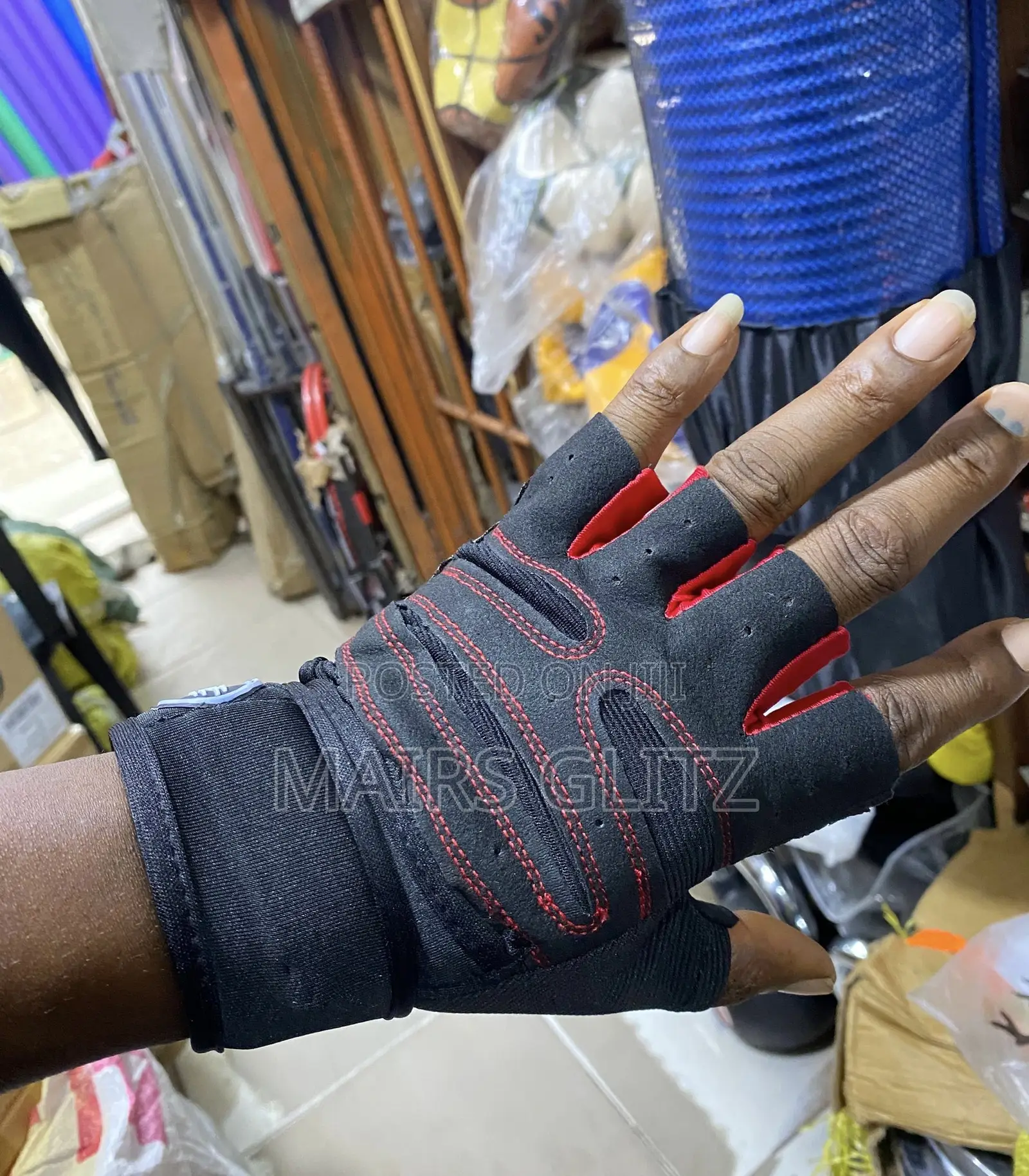 Gym Gloves for Workout in Surulere - Sports Equipment, Mairs Glitz ...