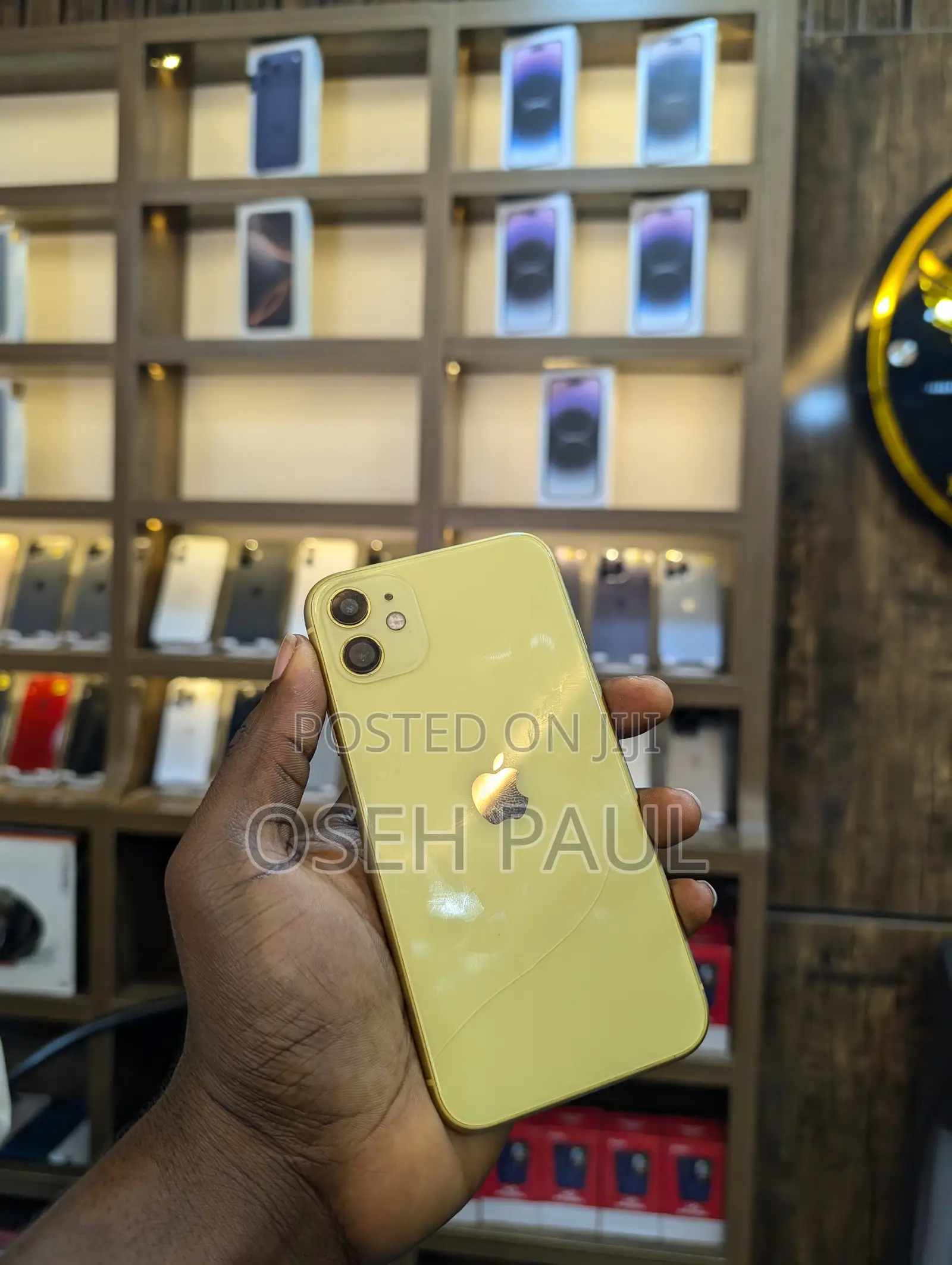 Apple iPhone 11 64 GB Yellow in Wuse 2 - Mobile Phones, Oseh Paul | Jiji.ng