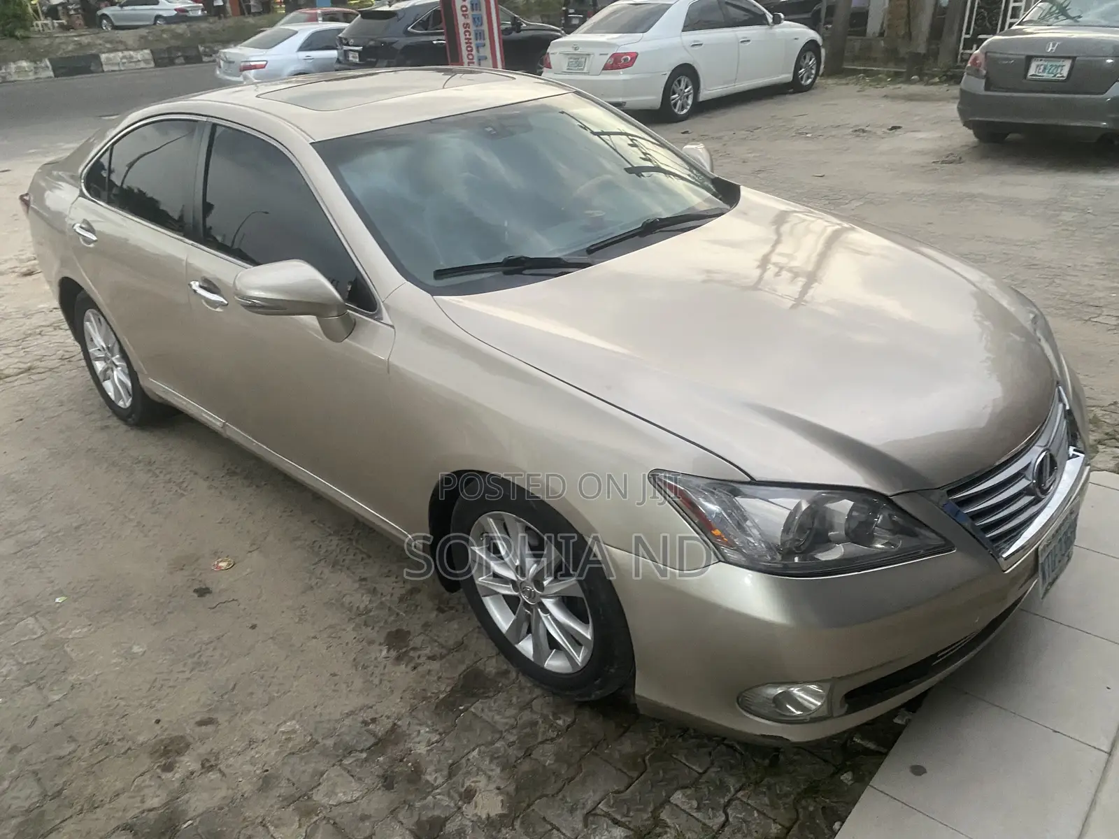 Lexus ES 350 2011 Gold in Port-Harcourt - Cars, Sophia Nd | Jiji.ng