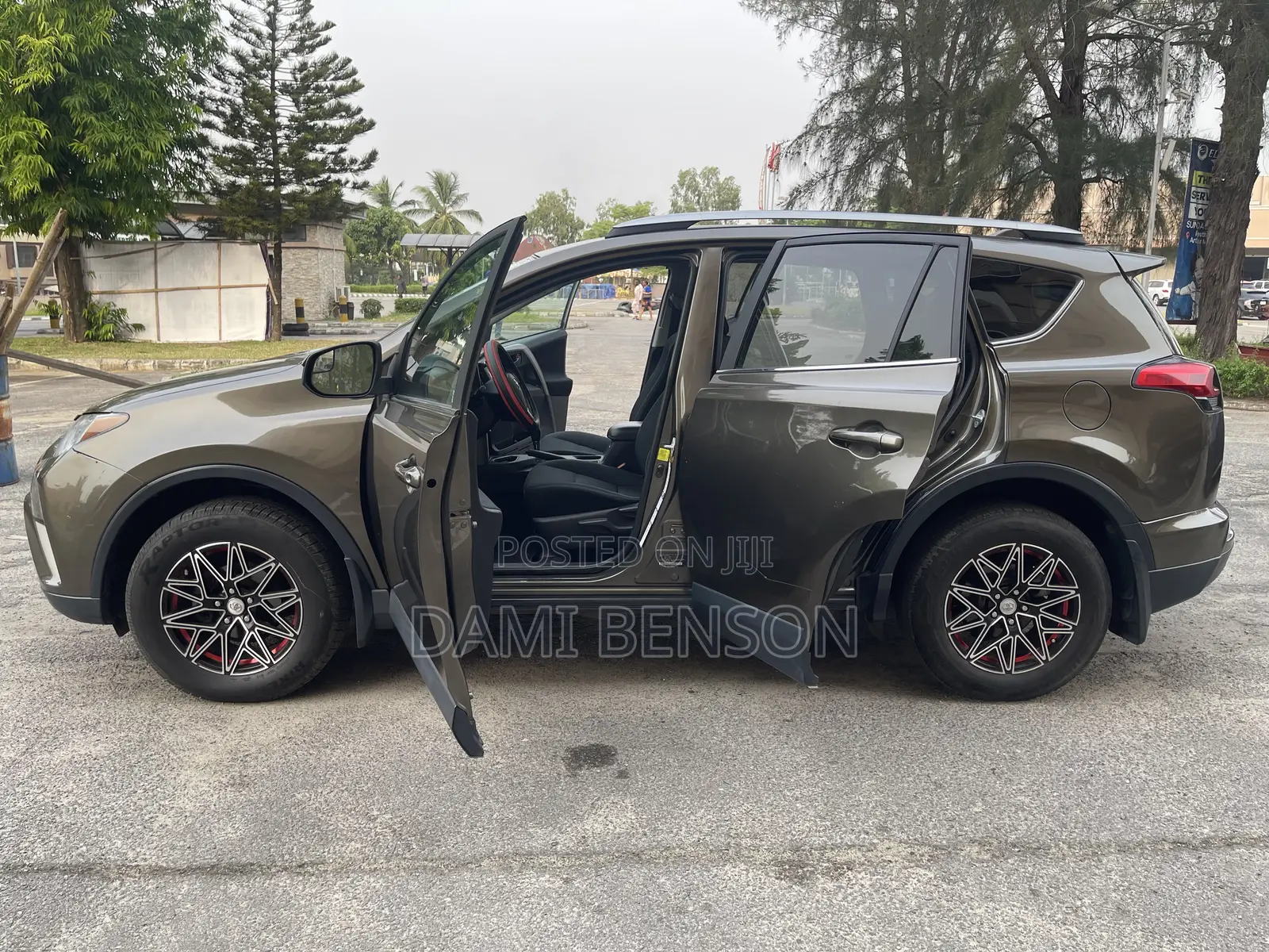 Toyota RAV4 LE 4dr SUV AWD (2.5L 4cyl 6A) 2018 Brown in Amuwo-Odofin ...