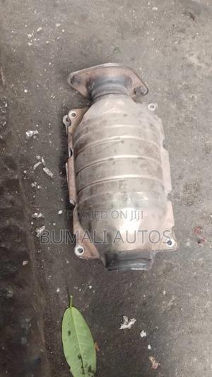 Center Catalyst for Lexus Rx300/Toyota Highlander 2002/2003 Model in ...