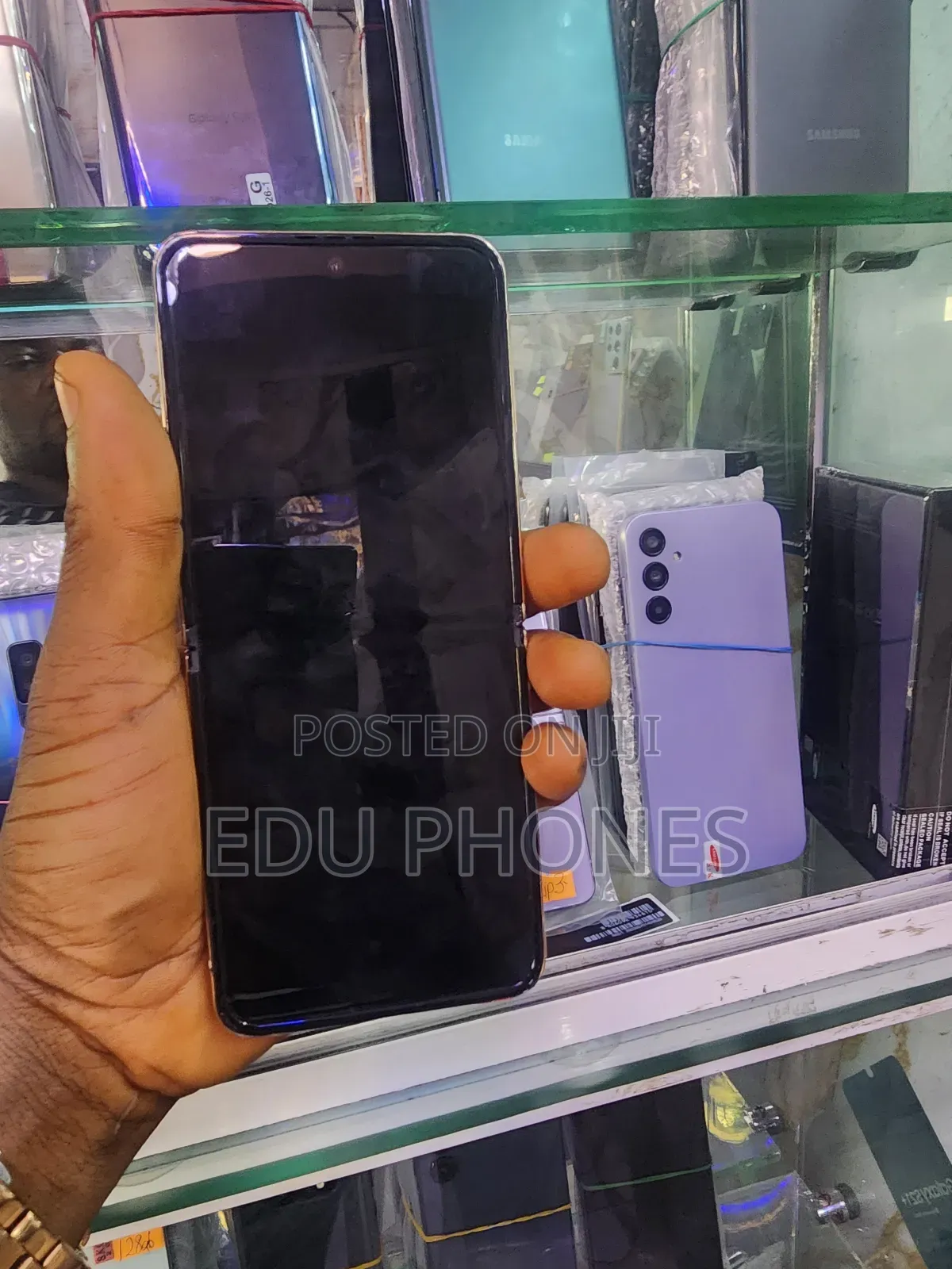 Samsung Galaxy Z Flip4 128 GB Black in Ikeja - Mobile Phones, Edu ...