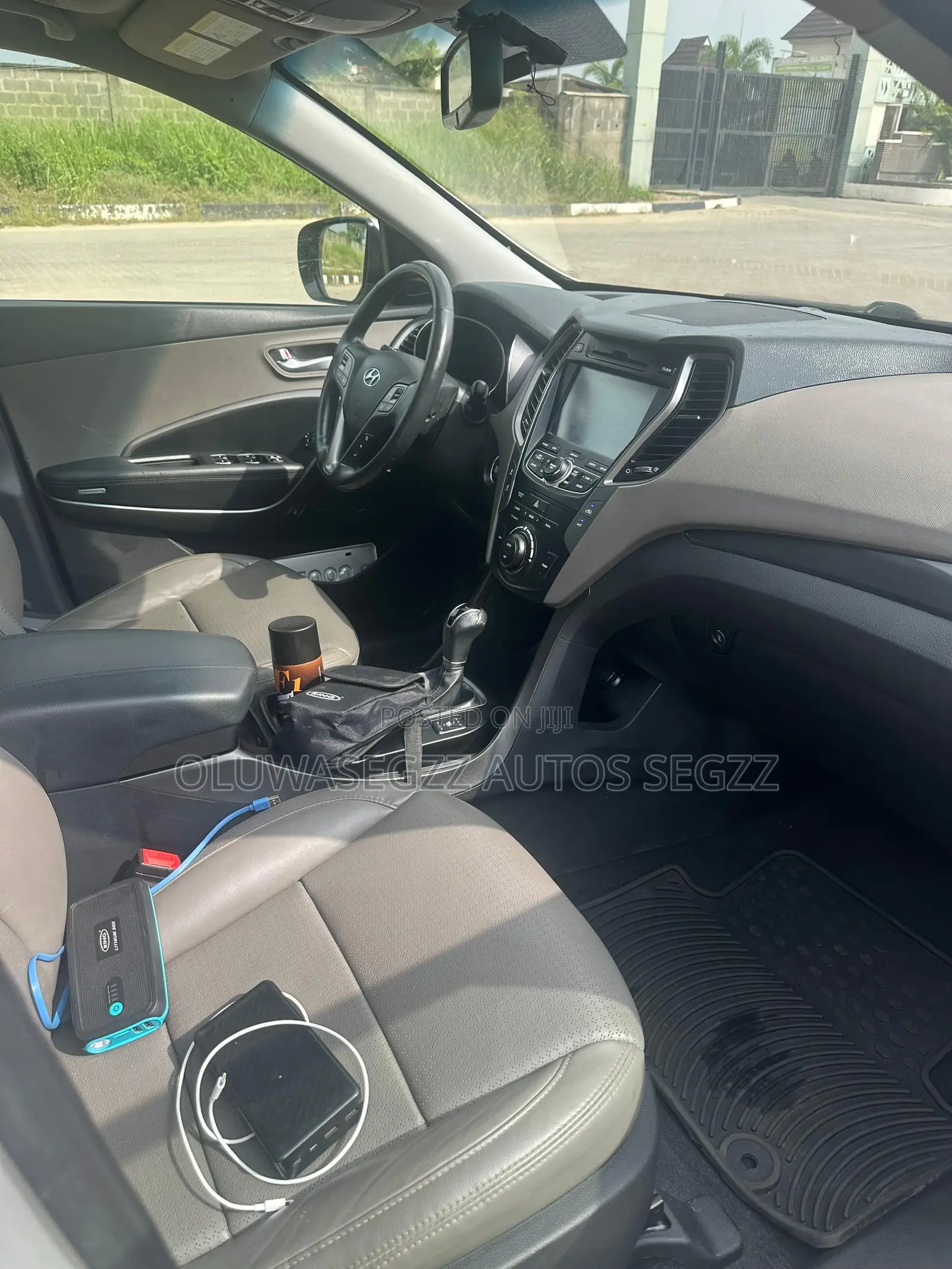 Hyundai Santa Fe GLS 4dr SUV AWD (3.3L 6cyl 6A) 2015 Gray in Ojodu ...