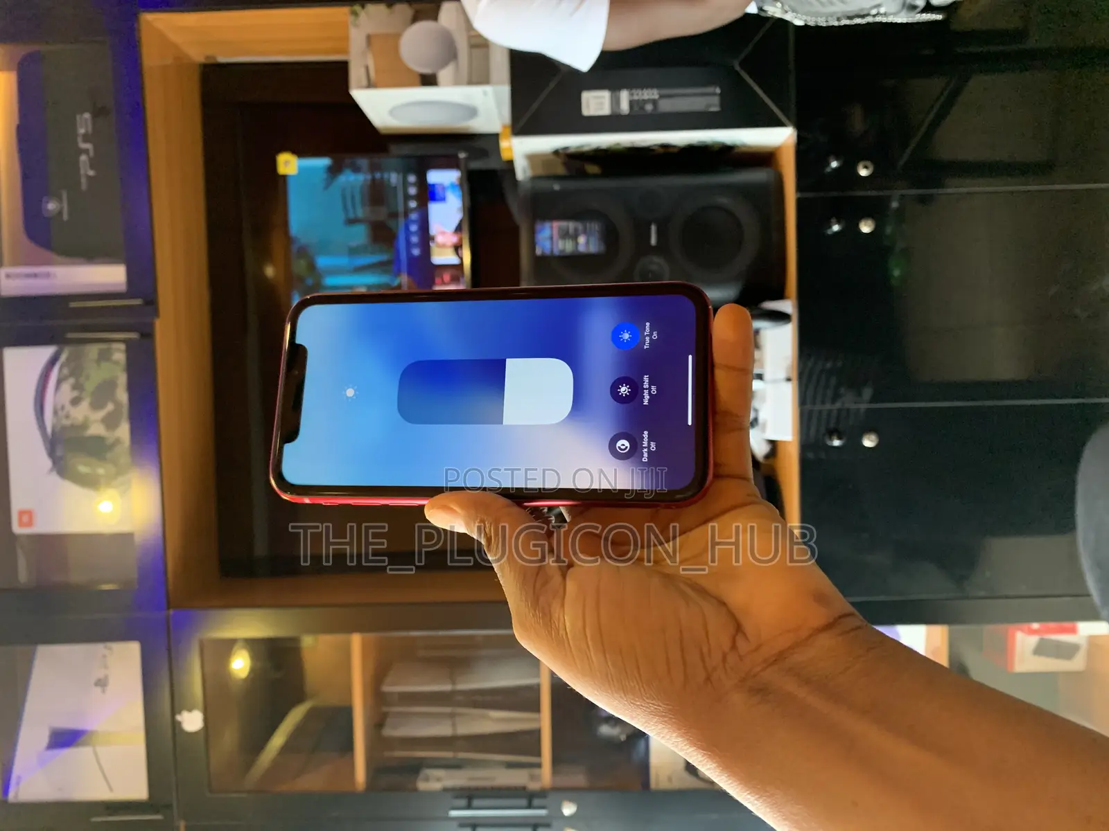 Apple XR 128 GB Red in Port-Harcourt - Mobile Phones, Blessing Gbara ...