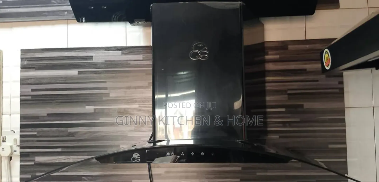 90cm Kitchen Smoke Extractor With Charcoal Filter in Ojo - Kitchen ...