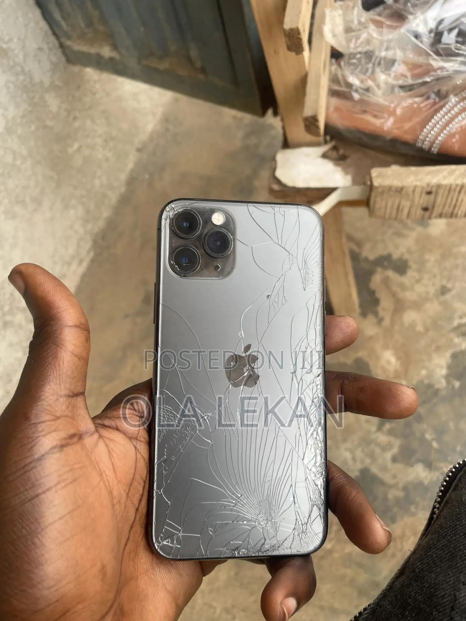 Apple iPhone 11 Pro 64 GB Gray in Ibadan - Mobile Phones, Ola Lekan ...