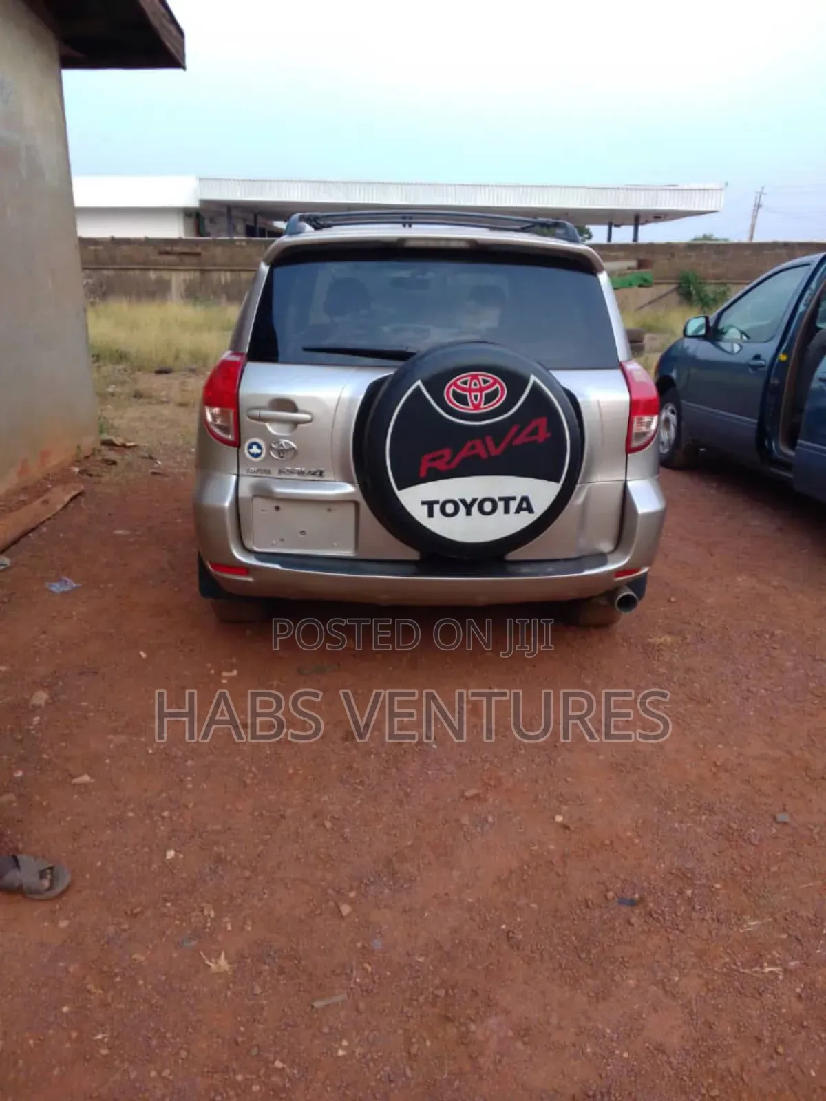 Toyota RAV4 Limited 2007 Gold in Ibadan - Cars, Habs Ventures | Jiji.ng