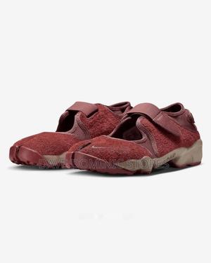 Cop The Nike Wmns Air Rift Sneakers in Gbagada - Shoes, Dave Dominic ...