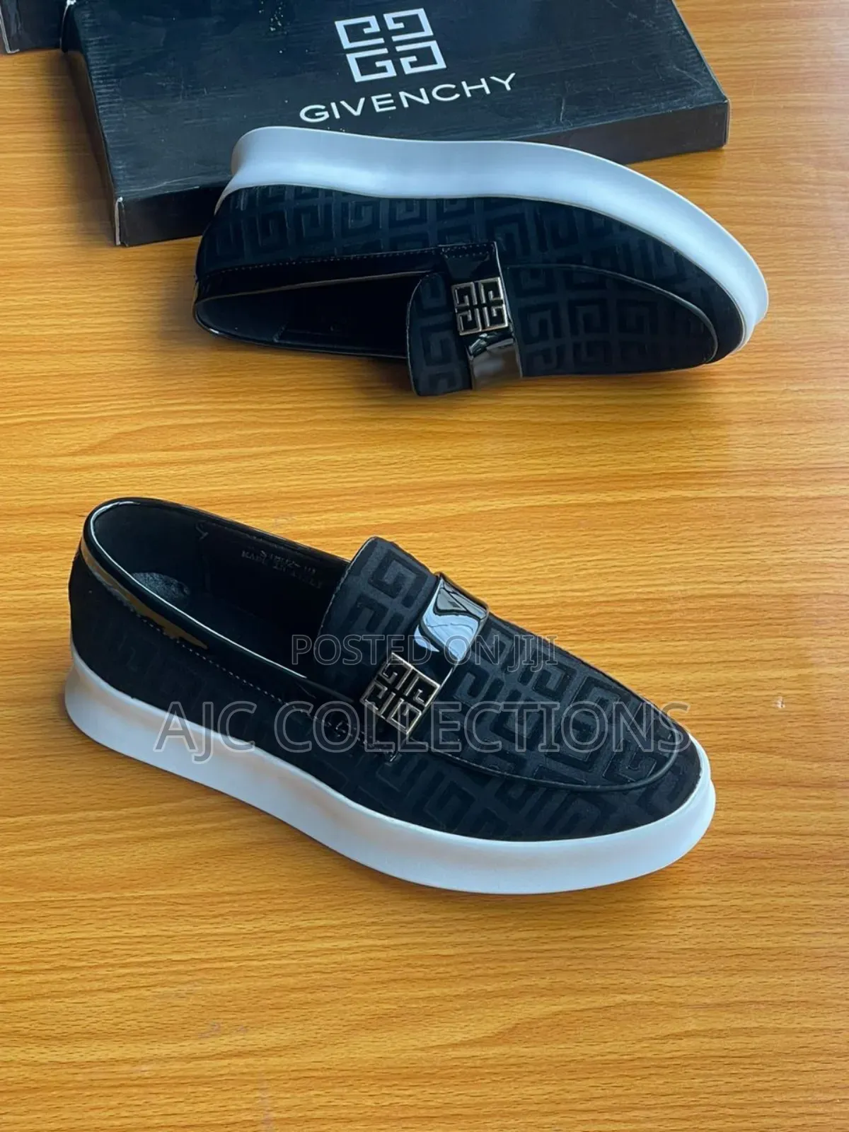 Givenchy White Sole in Ojo - Shoes, Ajc Ajc | Jiji.ng