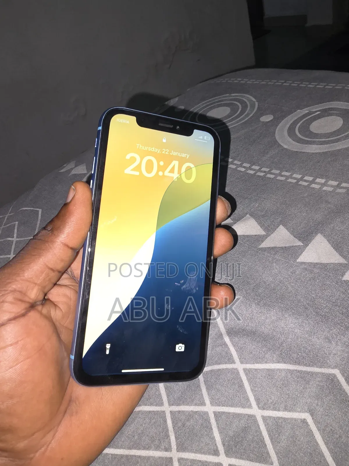 Apple iPhone XR 256 GB Blue in Ilupeju - Mobile Phones, Abu Abk | Jiji.ng