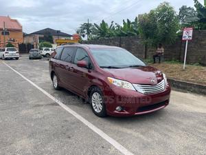 Toyota Sienna Limited 7-Passenger 4dr Minivan (3.5L 6cyl 6A) 2015 ...