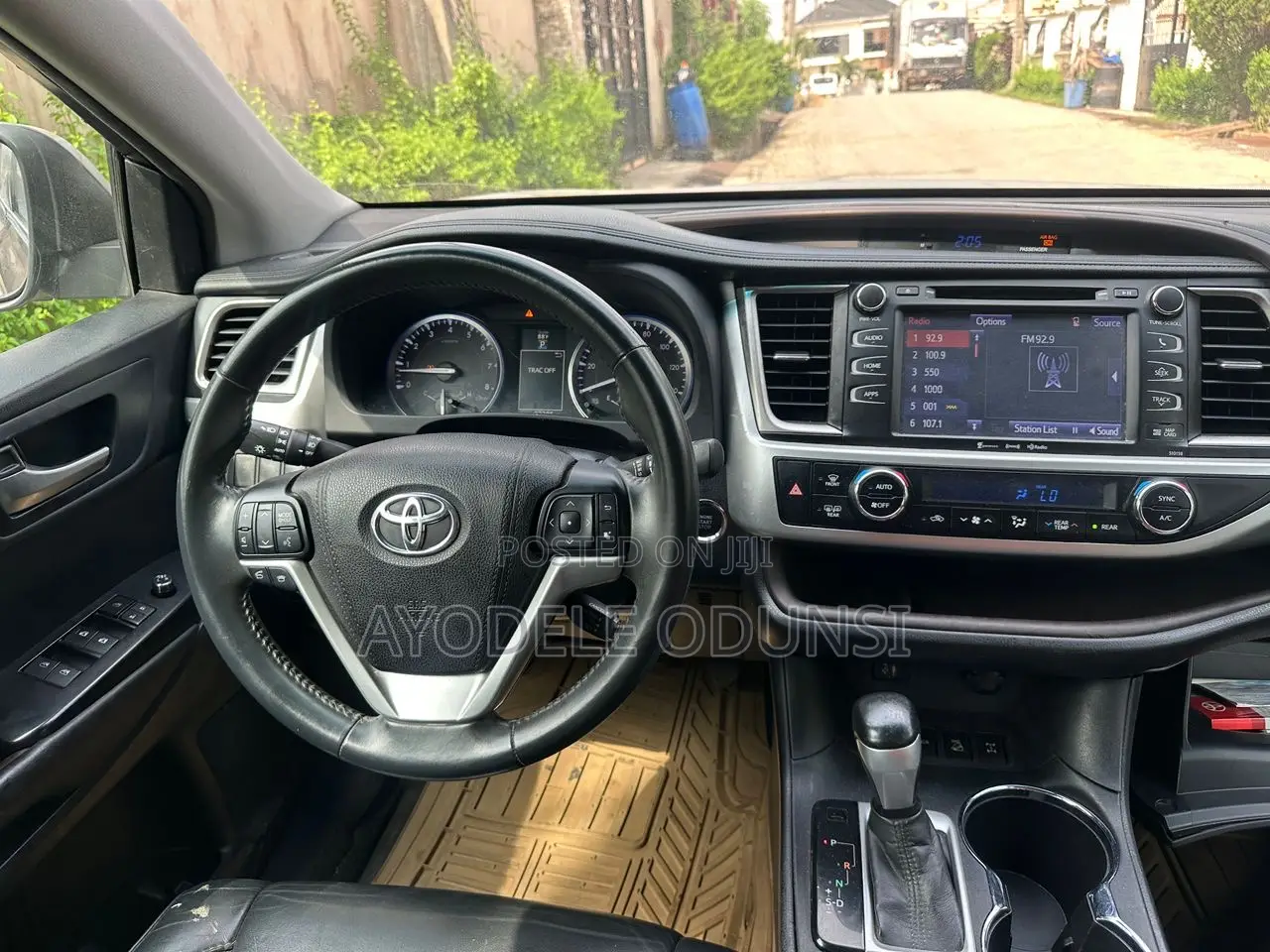 Toyota Highlander 2016 Gray in Lagos State - Cars, Ayodele Odunsi | Jiji.ng