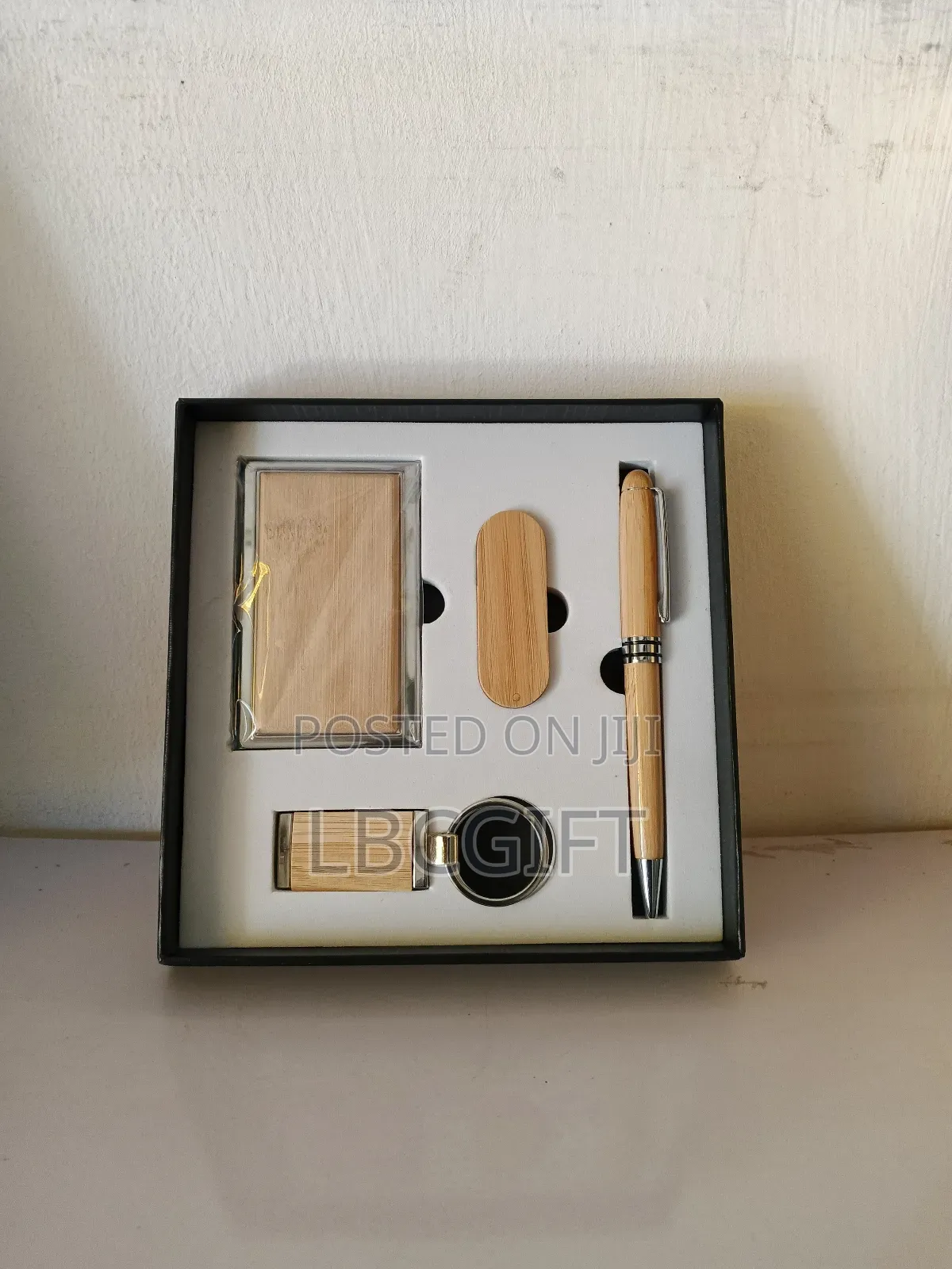 4 in 1 Wooden Set of Card Holder, Pen, Flash Drive ( Wholesales Only in ...