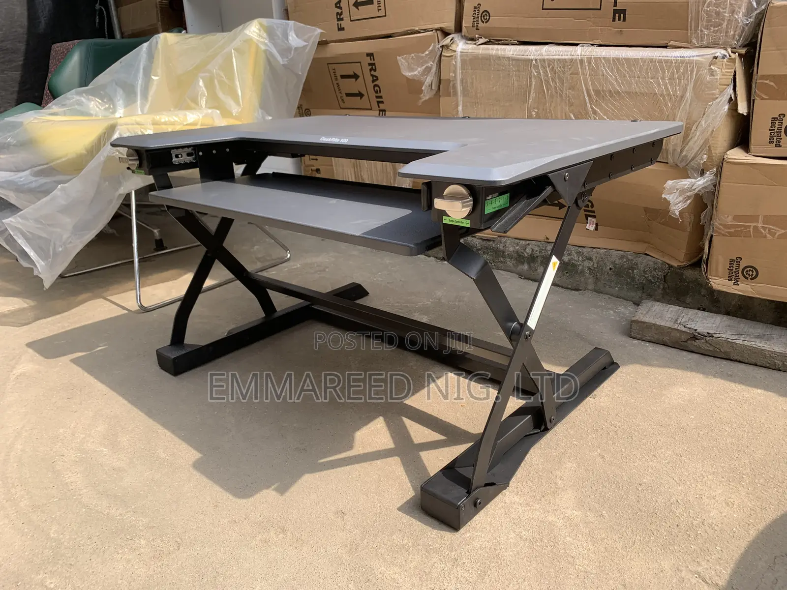 Posturite Deskrite 100 Standing Desk Converter (Ergotron Workfit-Tl ...