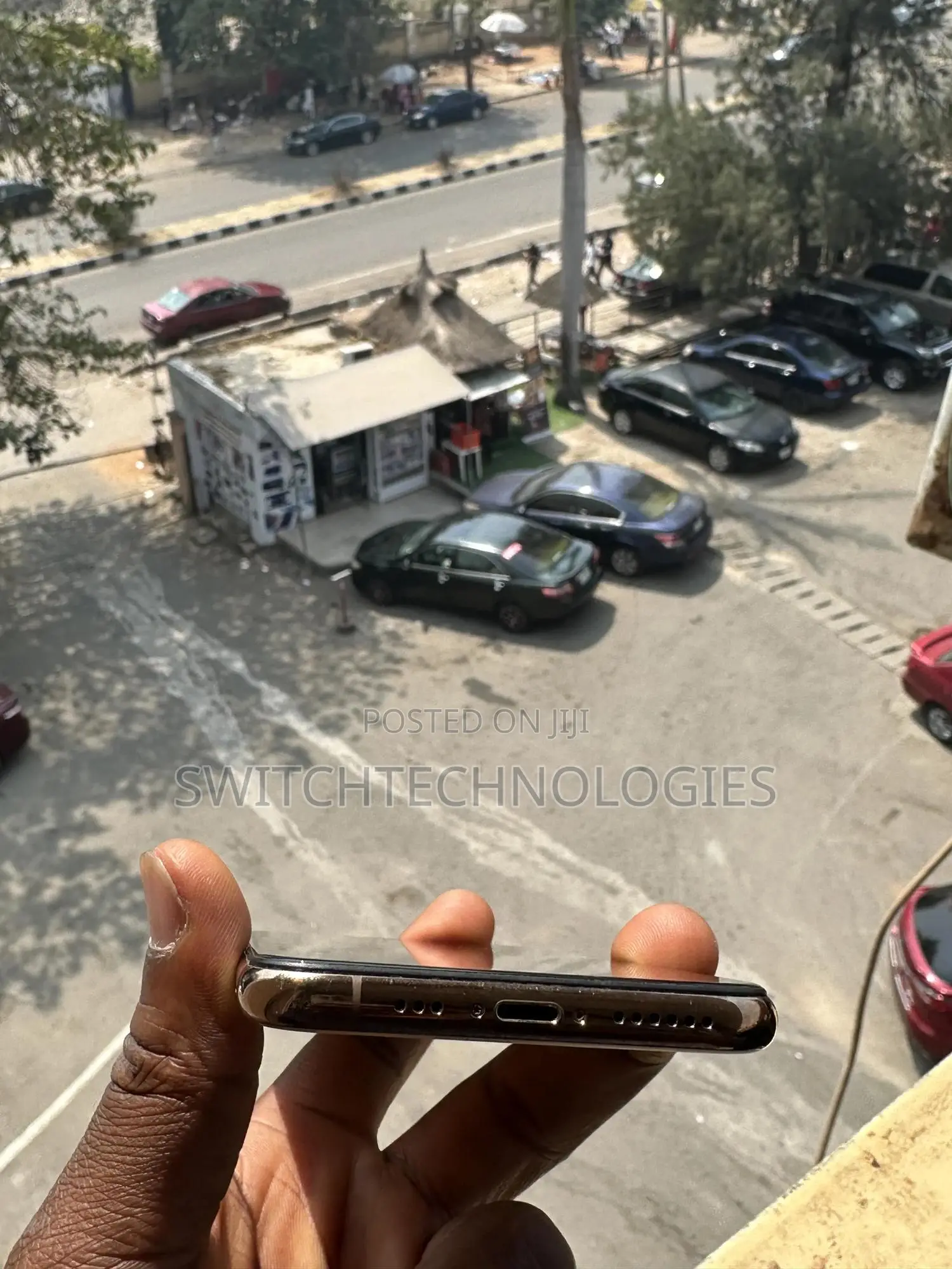 Apple iPhone 11 Pro 64 GB Gold in Wuse 2 - Mobile Phones, Switch ...