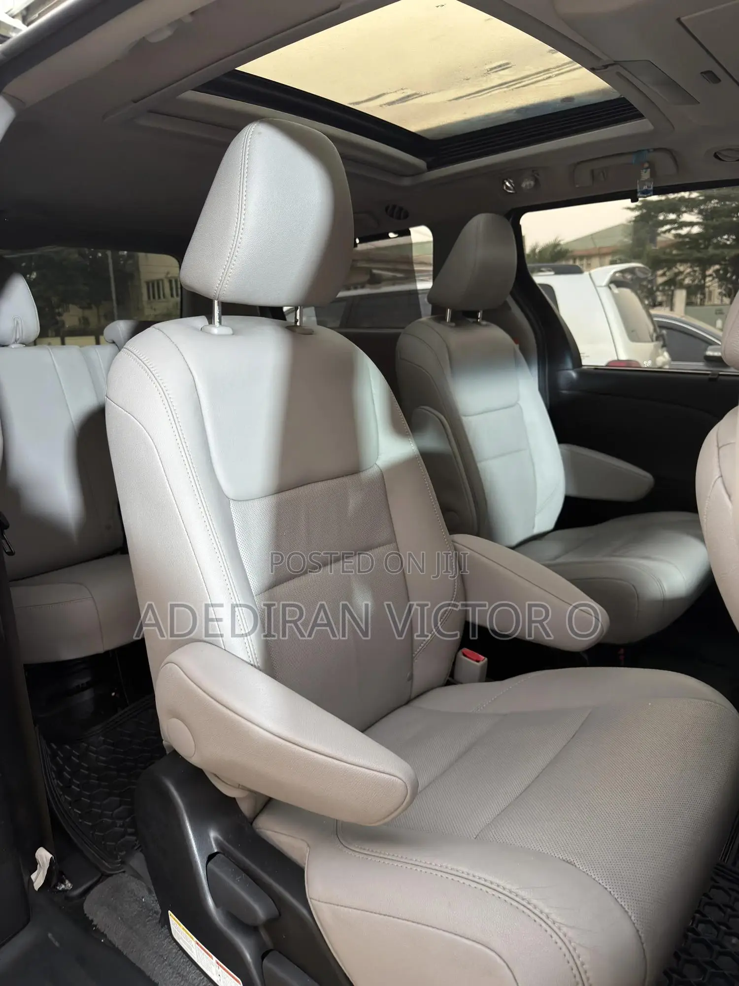 Toyota Sienna Limited Premium 7 Passenger (3.5L 6cyl 8A) 2016 White in ...