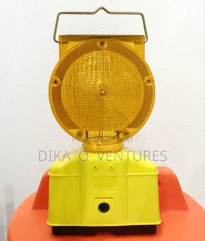 Road Barricade Flashing Warning Light Amber Led Solar Warning Lights in ...