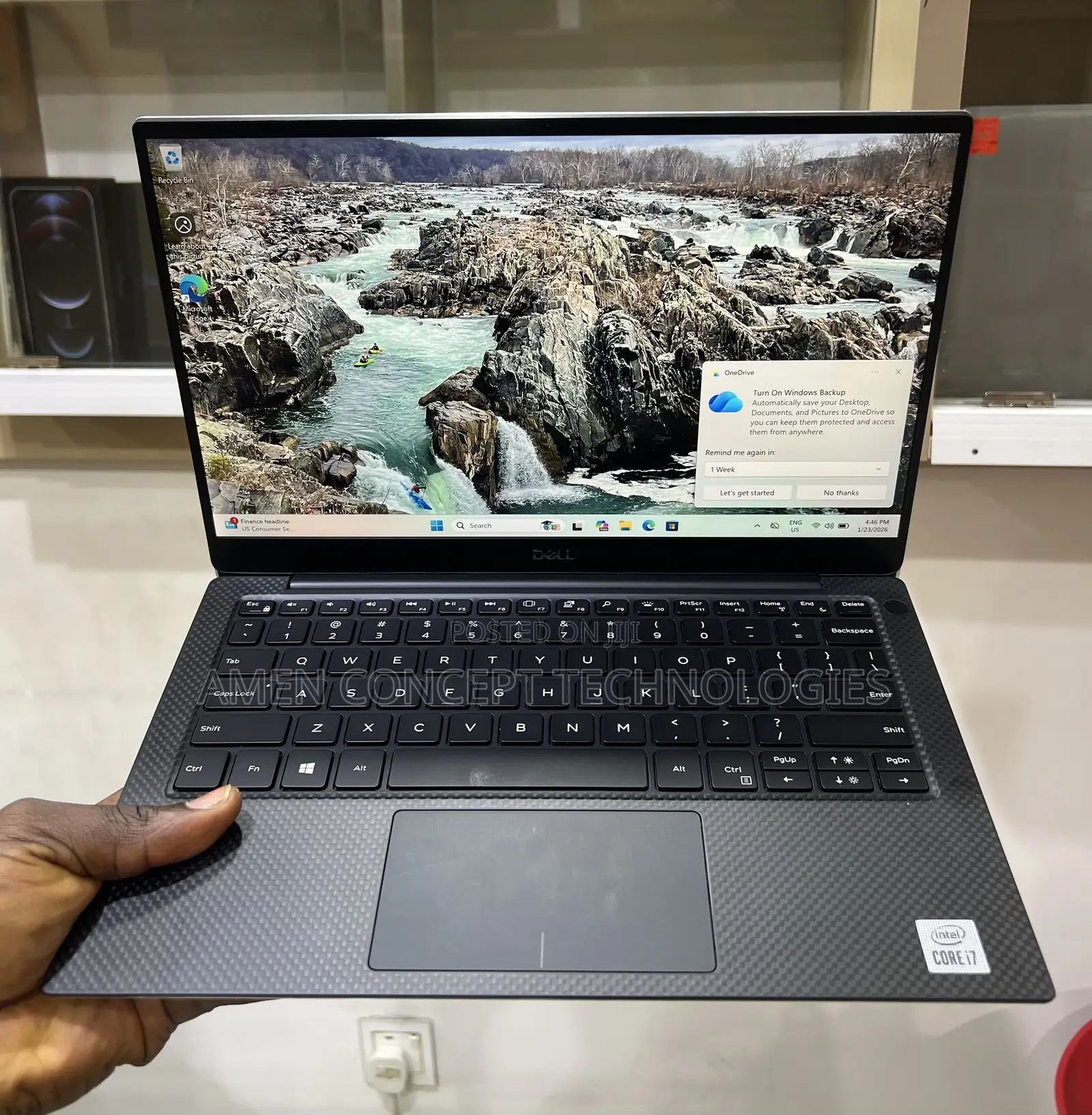 Laptop Dell XPS 13 7390 8GB Intel Core I7 SSD 256GB in Central Business ...