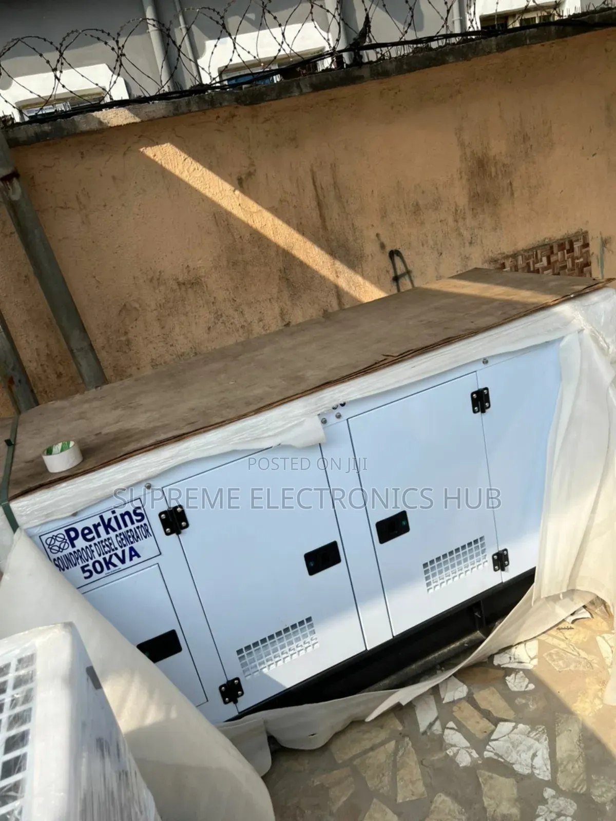 England Perkins Sp-50kva Diesel Soundproof Generator {Super Silent} in ...