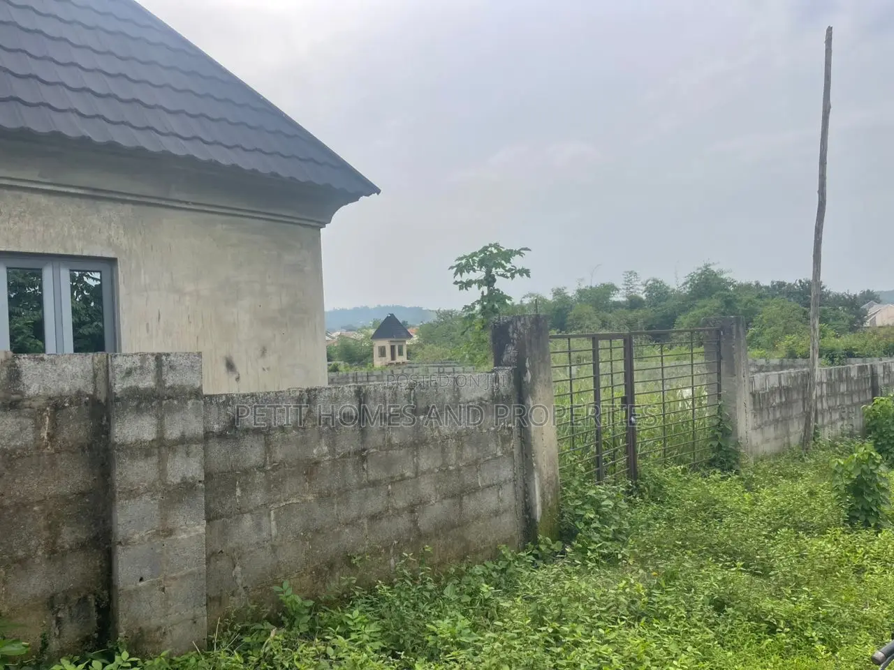 A Fenced and Gated Plot of Land at Ilu Tuntun, Off Akala Express in ...