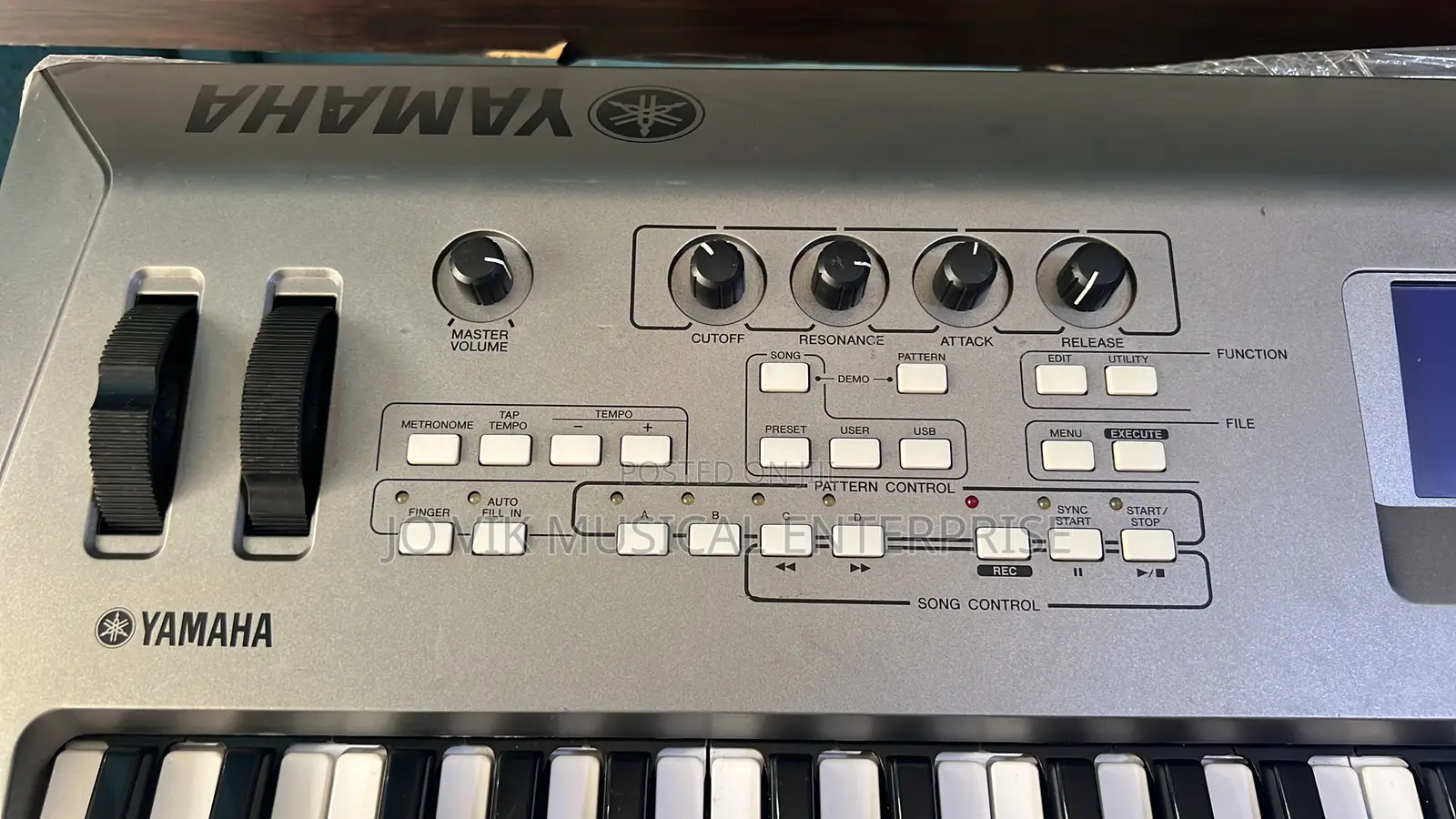Yahama Mm6 Keyboard in Ikeja - Musical Instruments & Gear, Jo Vik ...