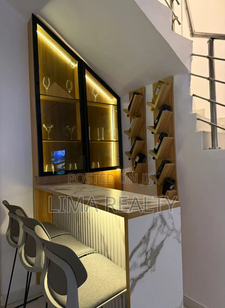 Dream Home-4 Bed Self Compound With Bathtub for Party and Normal Stay ...