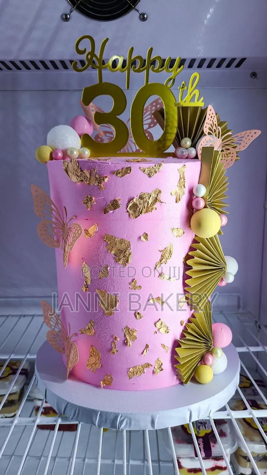 Custom Cake in Amuwo-Odofin - Food & Beverages, Janni Bakery | Jiji.ng