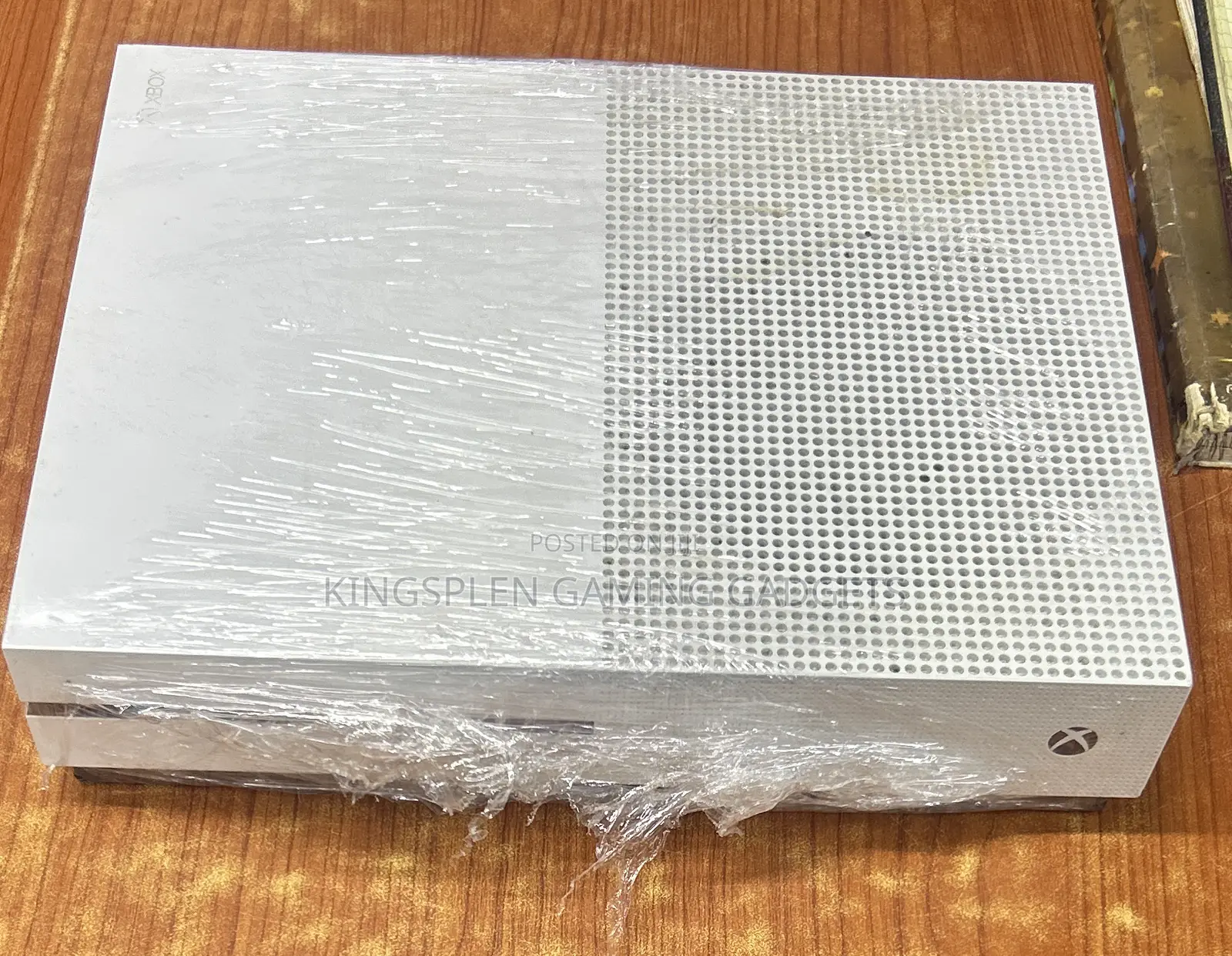 Neatly Uk Used Xbox One With Games and 2 Controllers in Isolo - Video ...